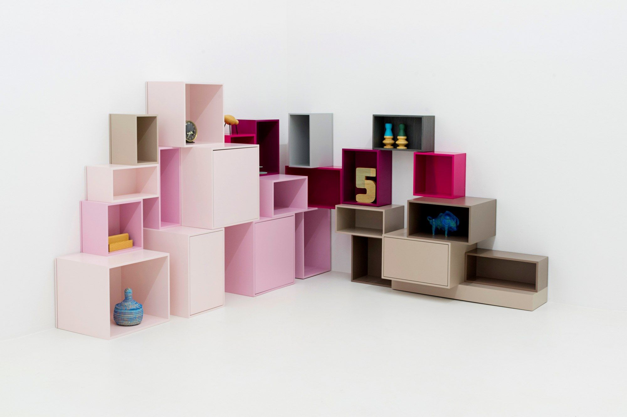 CUBIT Modular book shelves & Customer inspiration By Cubit by Mymito