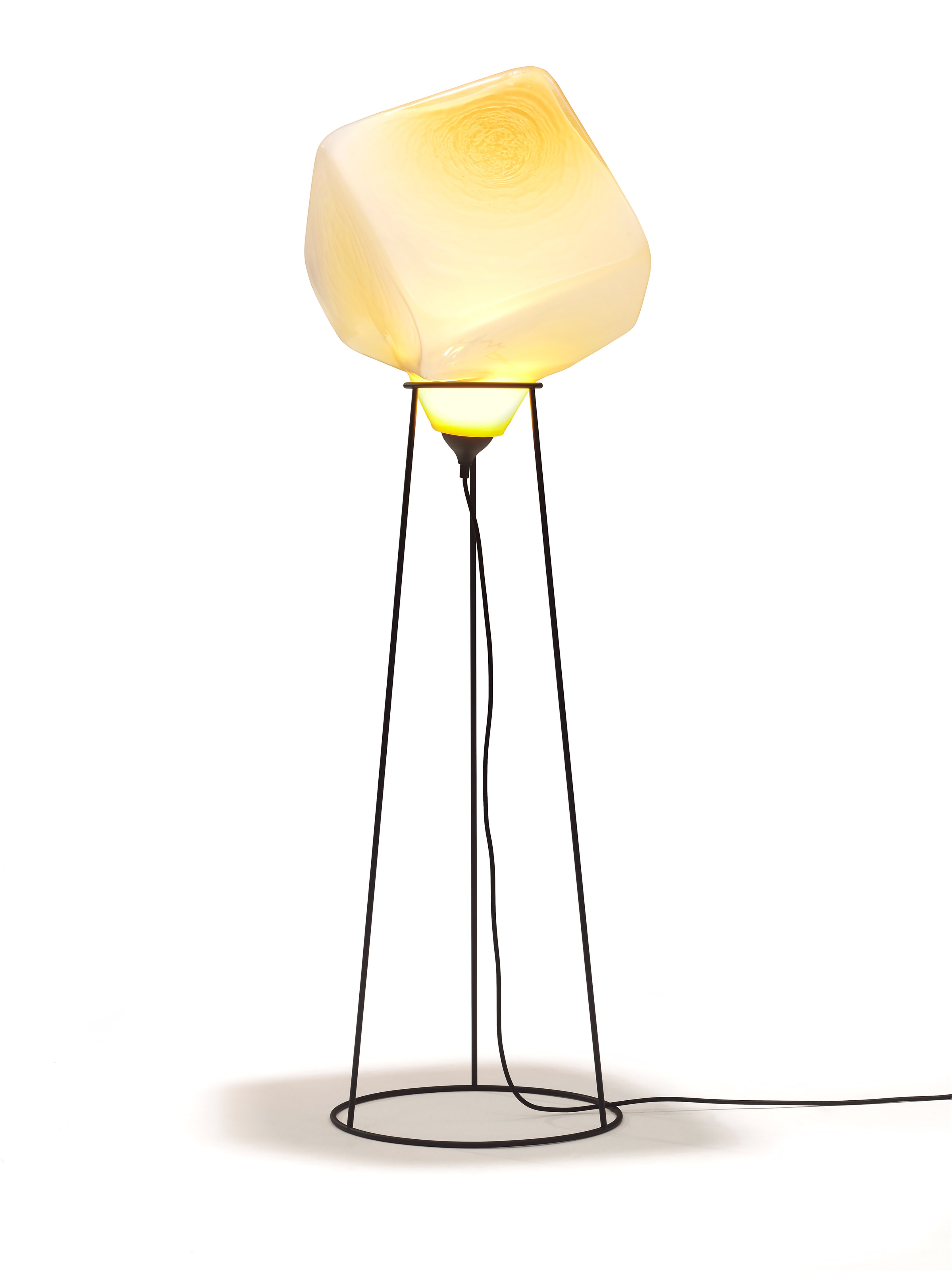 CUBO | Floor lamp By Linteloo design Joeny Veldhuyzen van Zanten