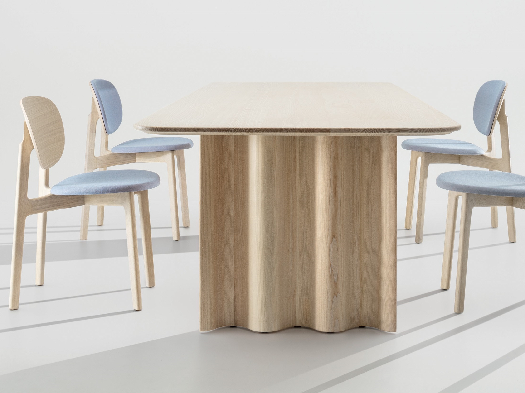 CURTAIN | Rectangular table By ZEITRAUM design Läufer + Keichel