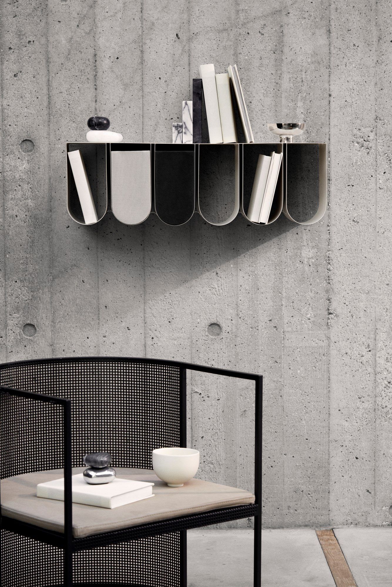 CURVED | Wall shelf By Kristina Dam Studio
