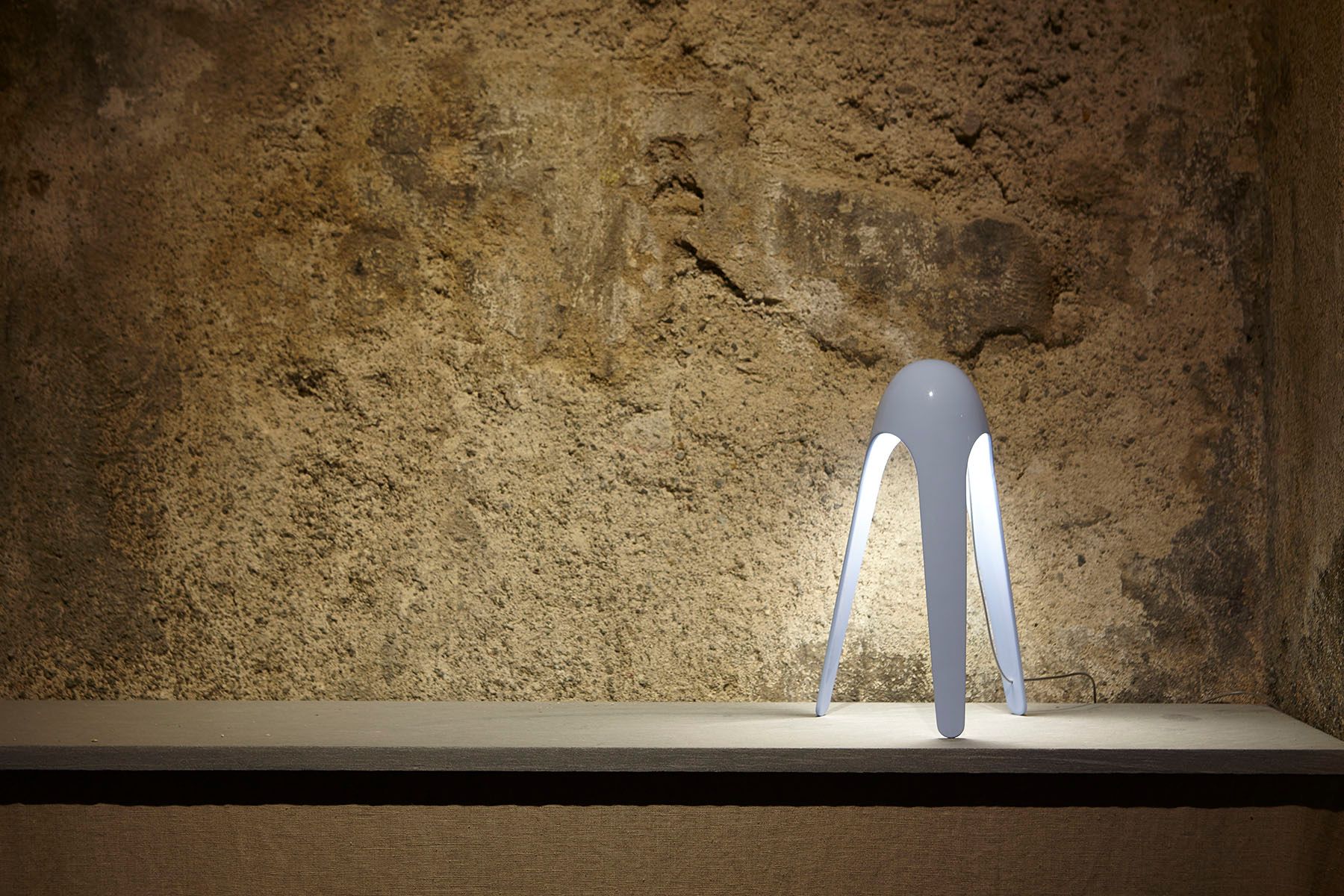 CYBORG Table lamp By Martinelli Luce | design Karim Rashid