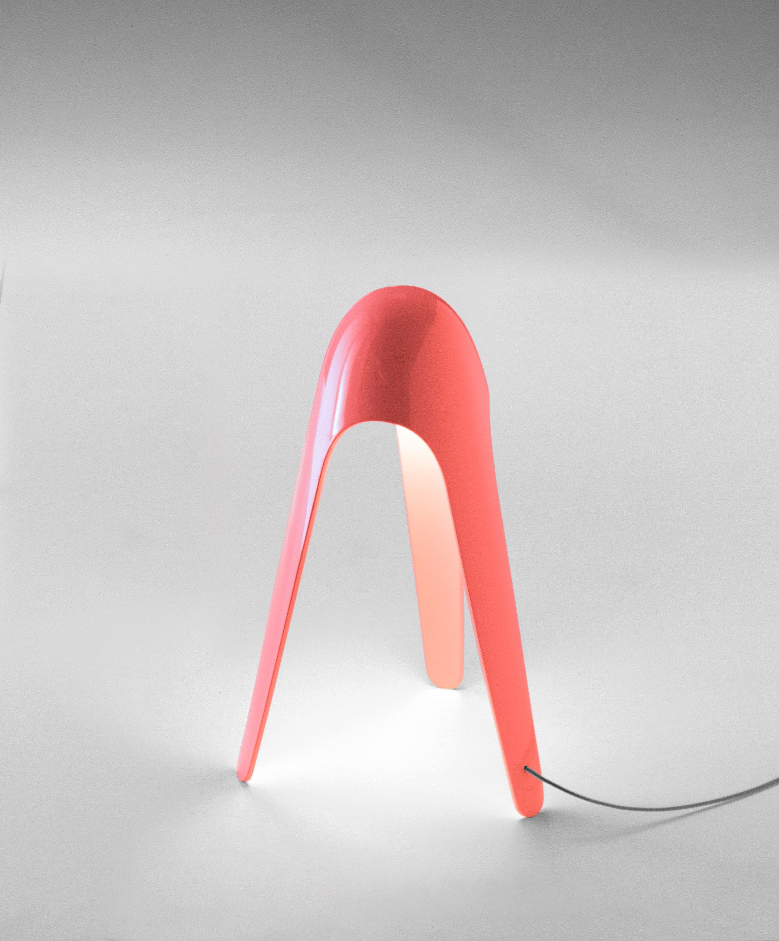 CYBORG Table lamp By Martinelli Luce | design Karim Rashid