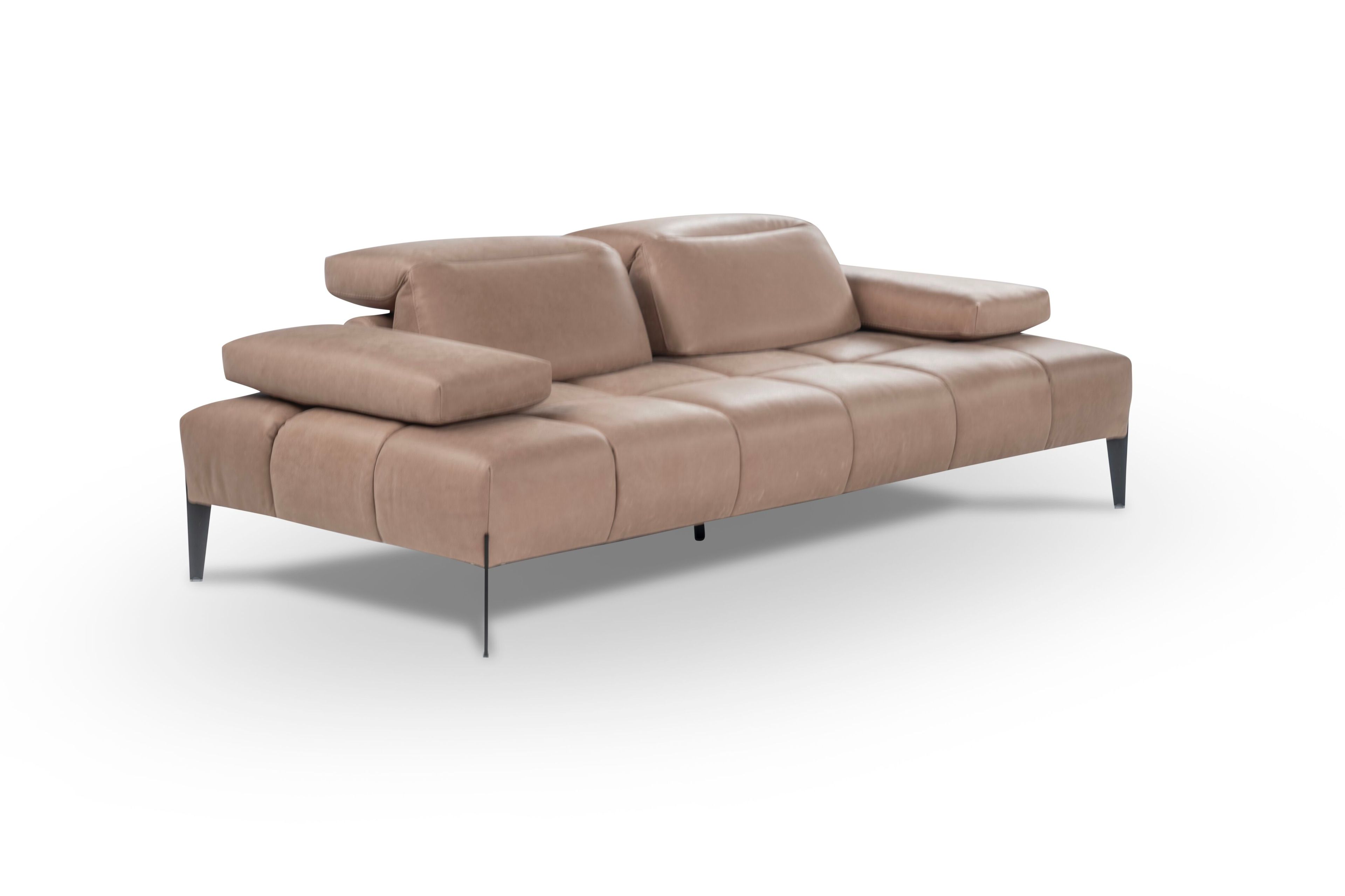 SKYLINE Sofa By Calia Italia