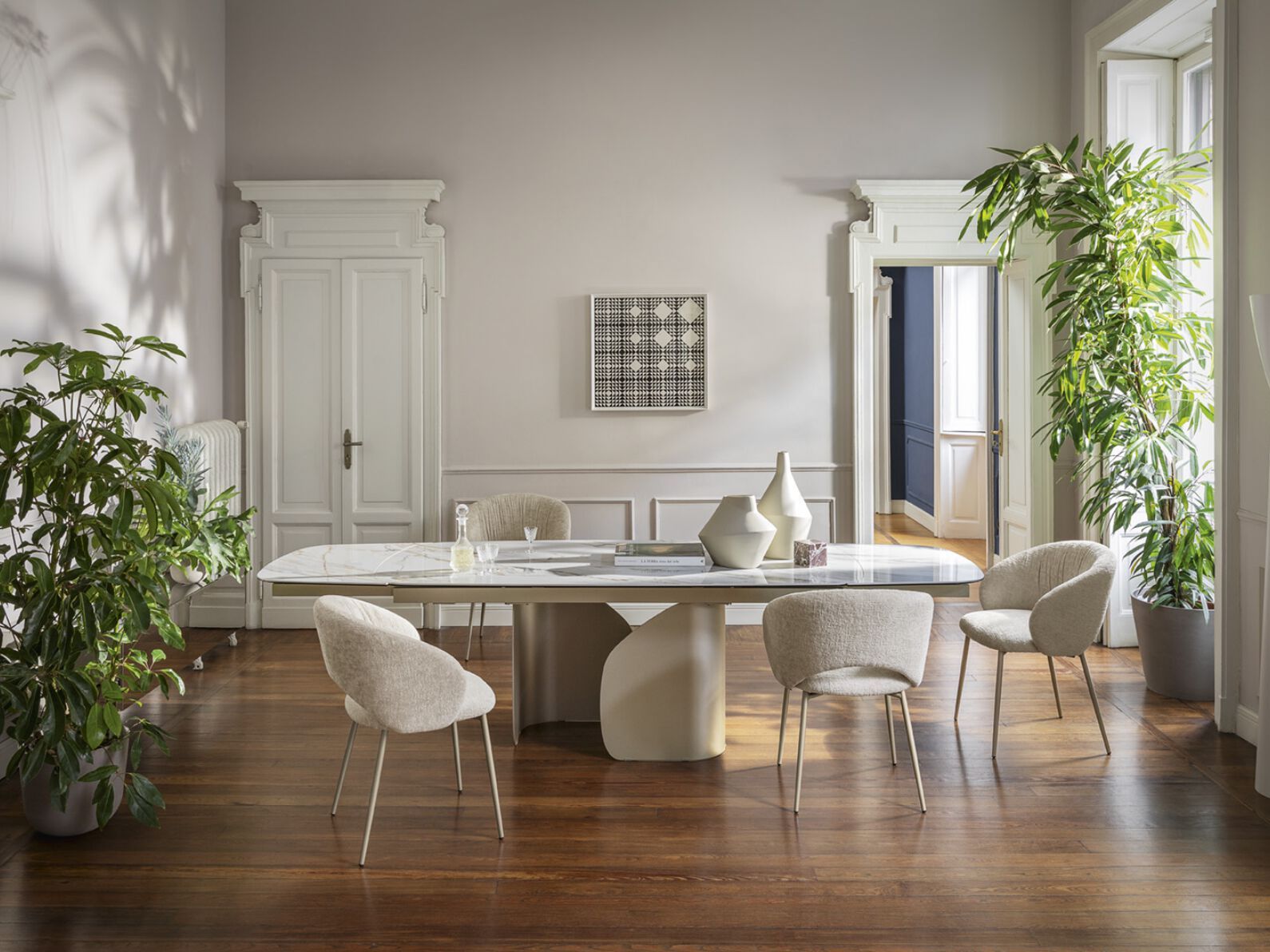 TWINS Extending ceramic table By Calligaris