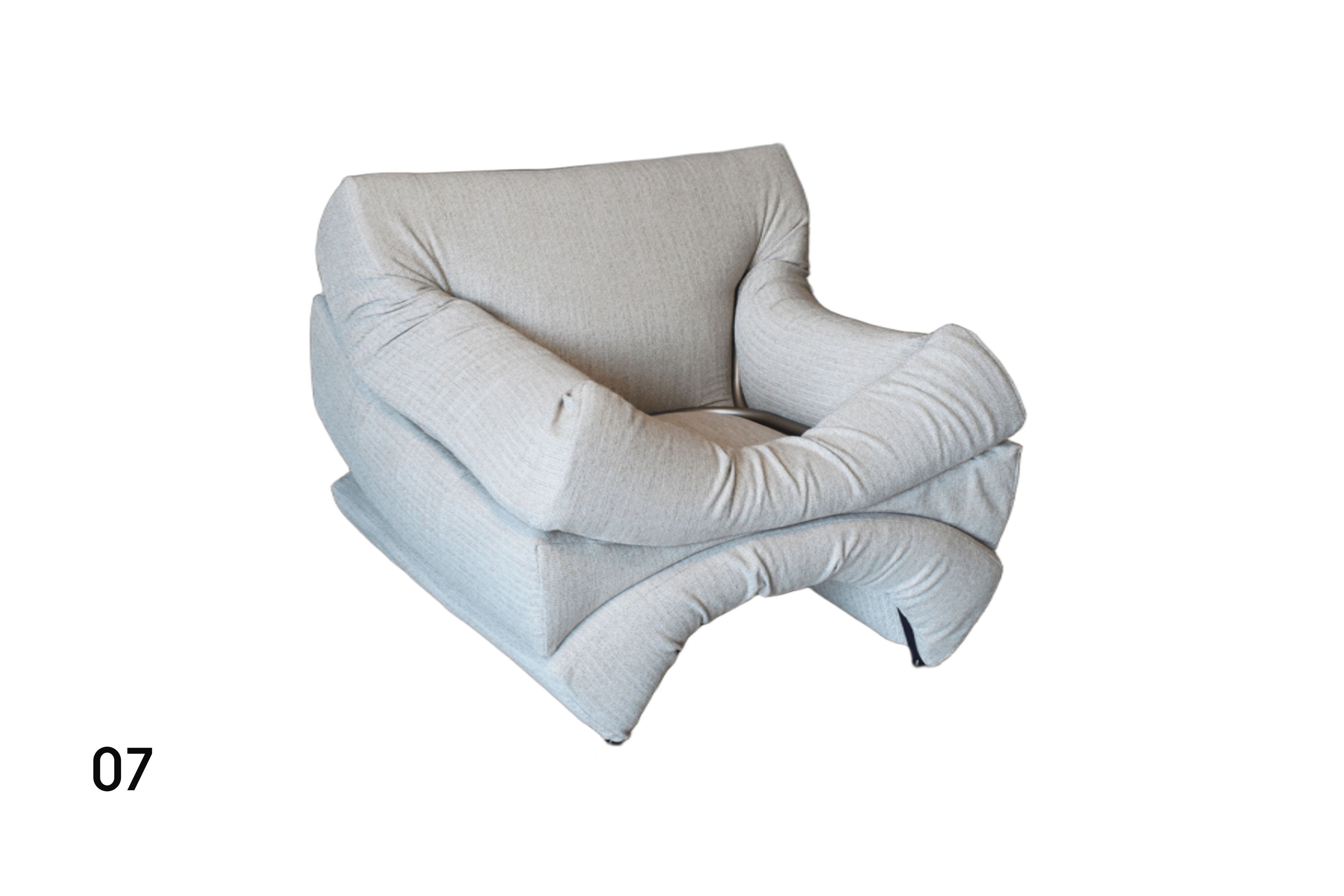 MASS PRESSURE LIMITED EDITION Armchair By Casamania & Horm