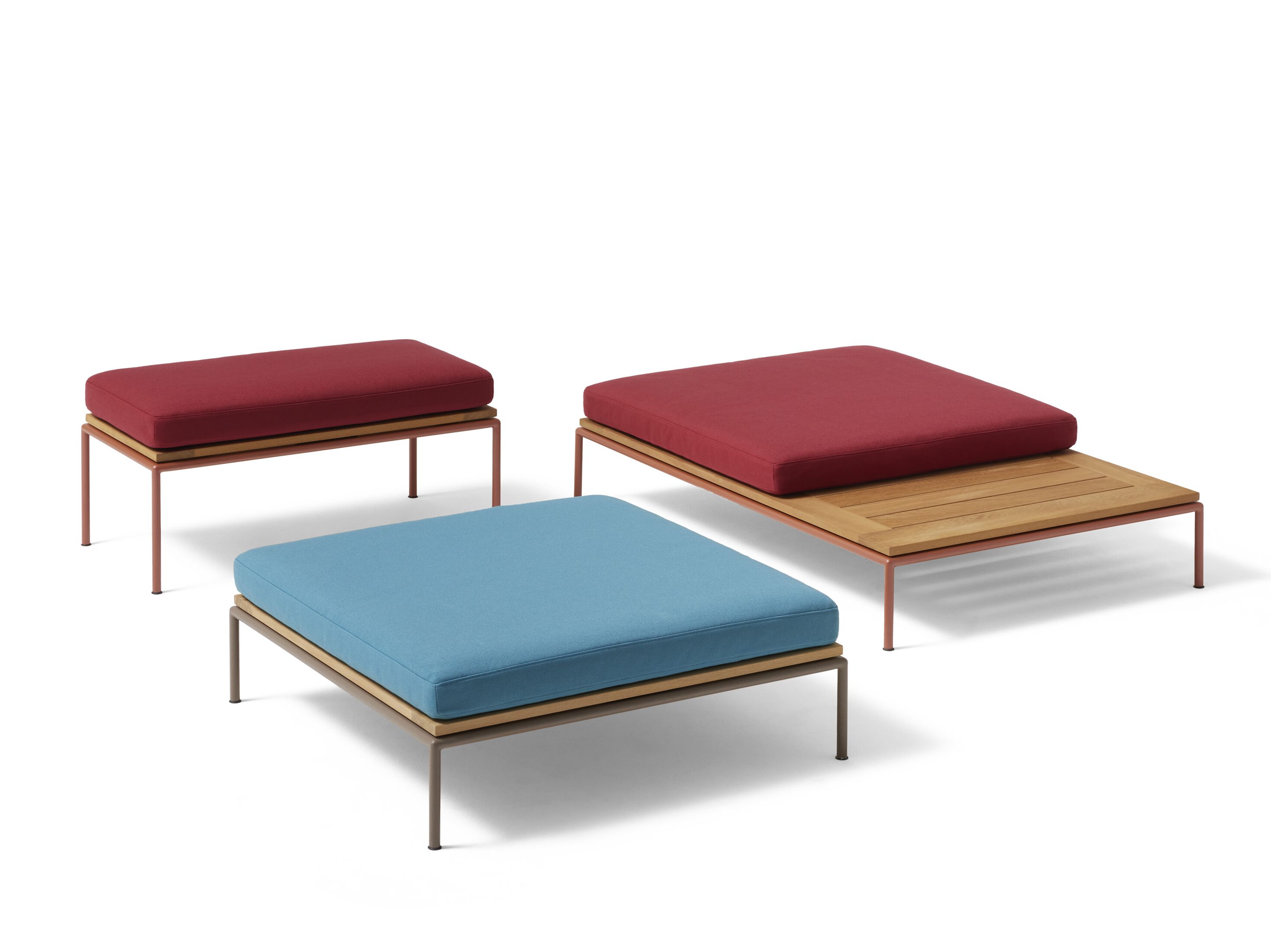 MEX-HI OUTDOOR Low iroko garden side table By Cassina