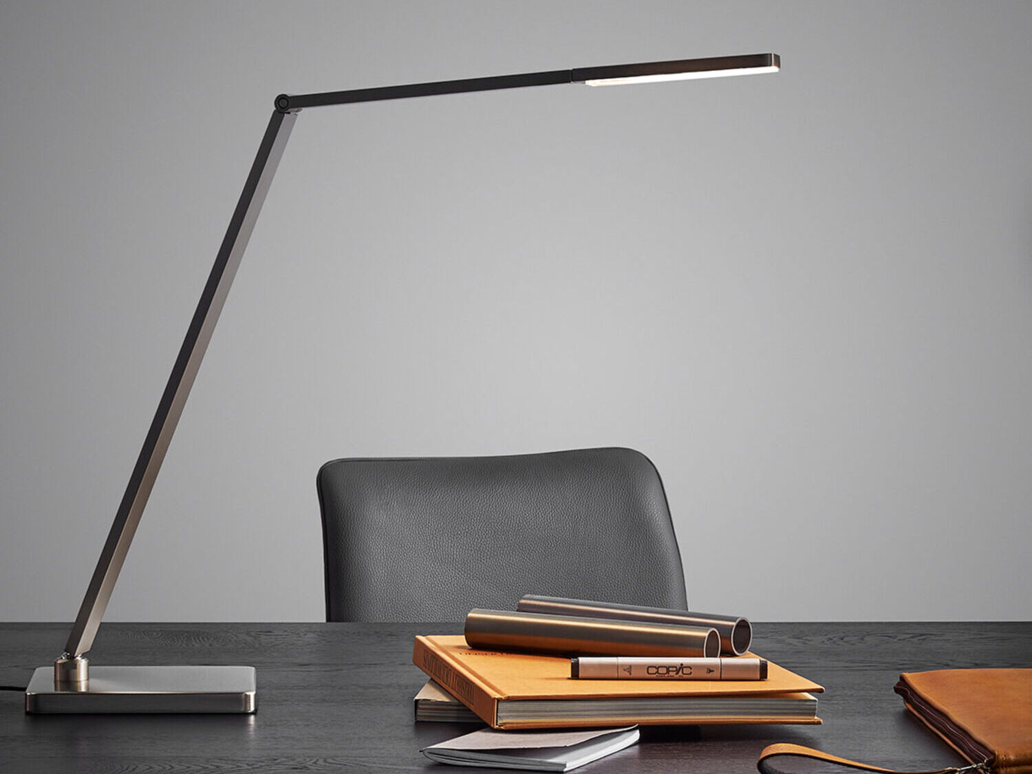 LUMIS Table lamp By Christine Kröncke Interior Design