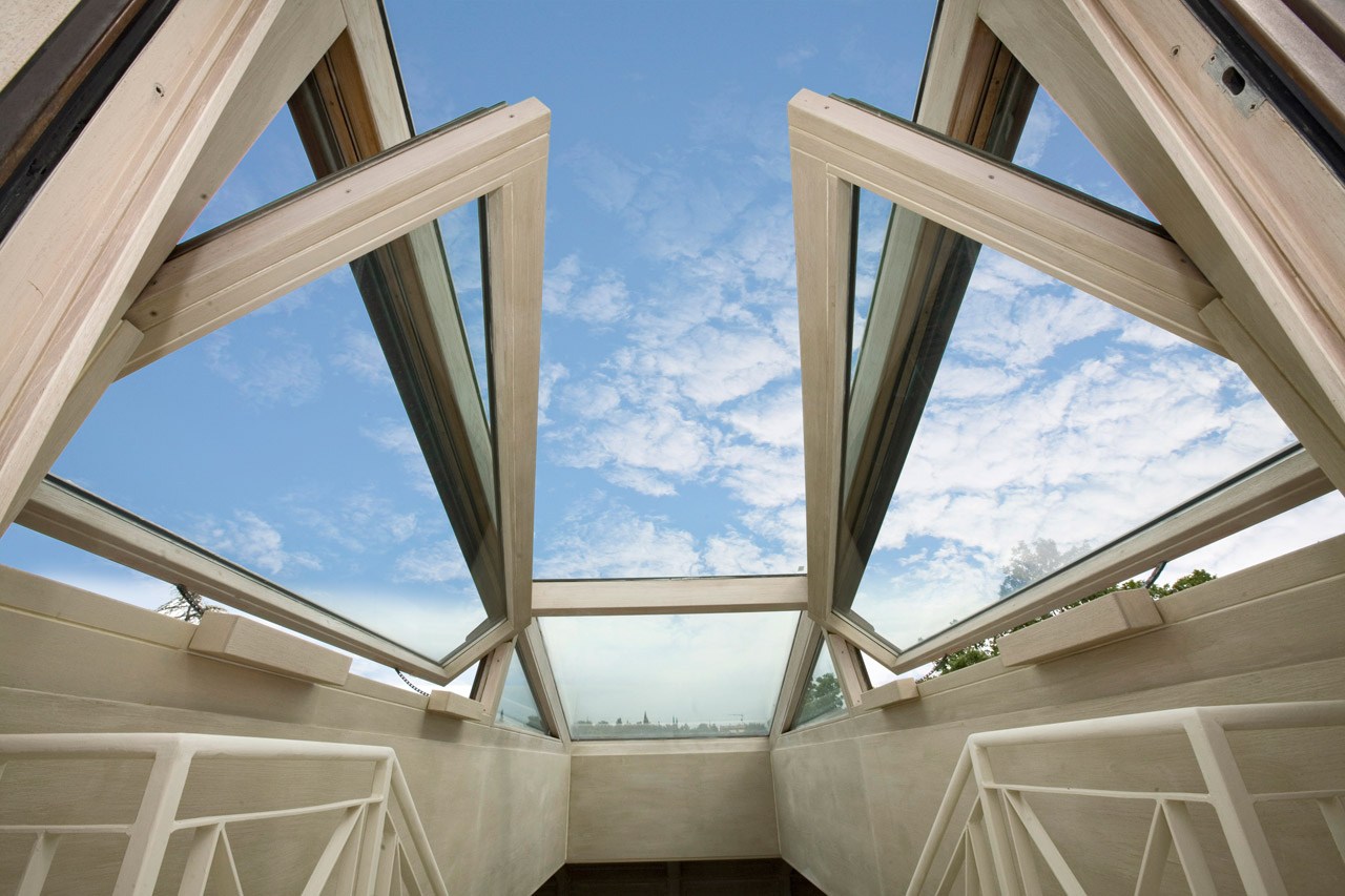 Janela de tecto / Clarabóia contínua Skylight By Capoferri Serramenti