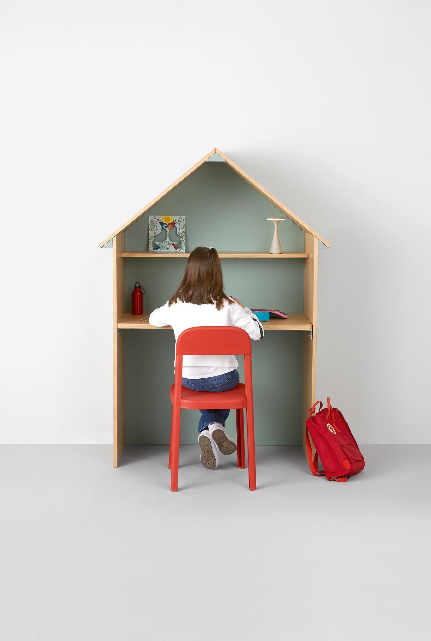 TANA Kids writing desk By D-SEGNO
