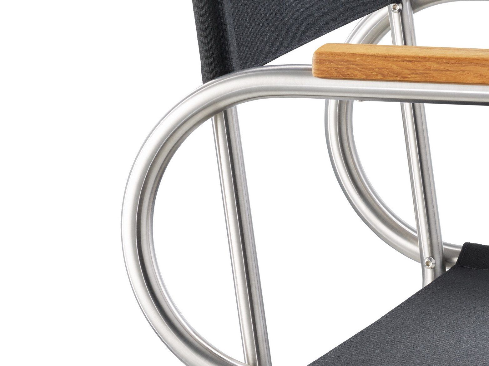 D40 | Chrome plated steel chair By TECTA design Marcel Breuer