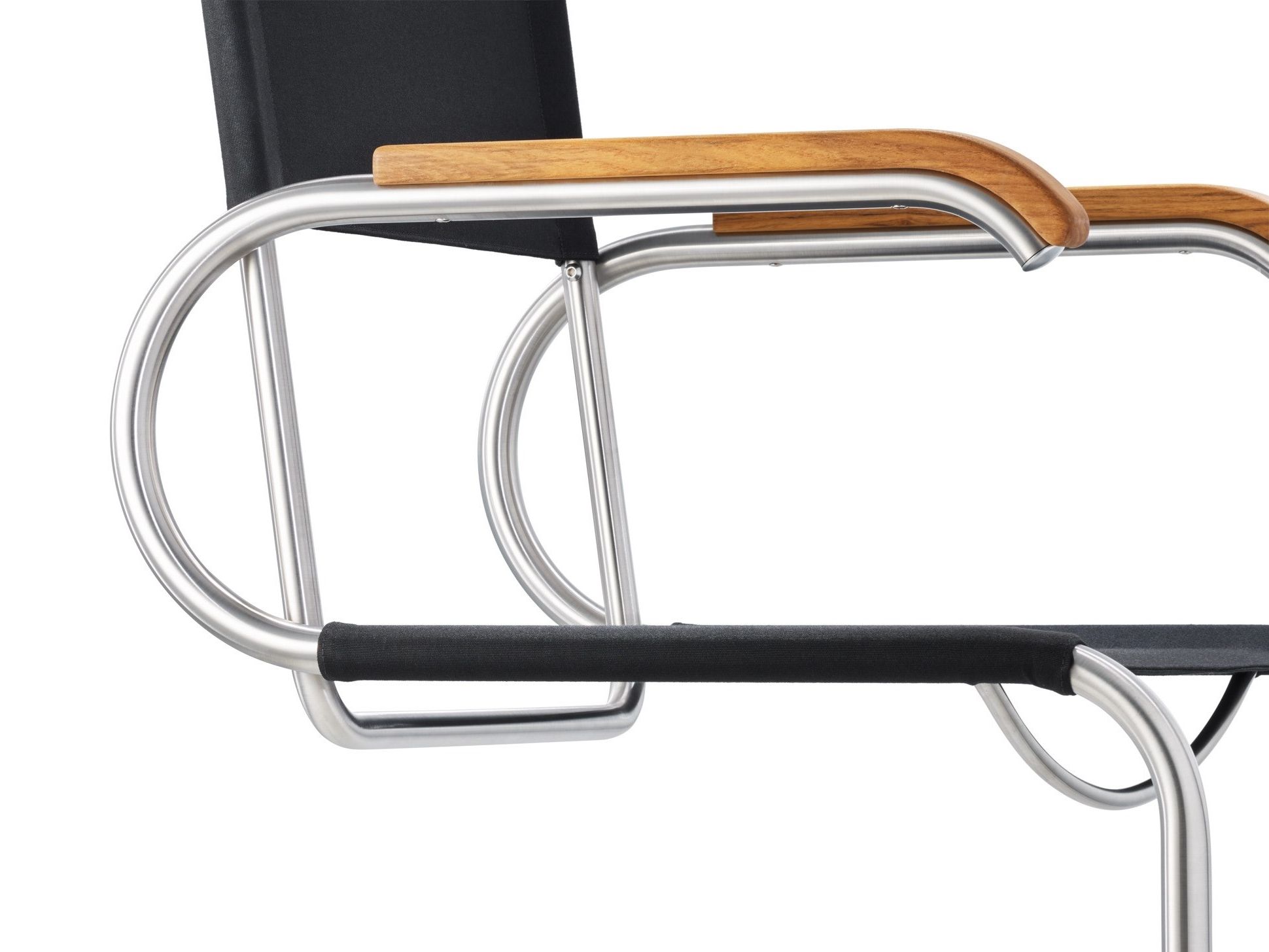 D40 | Chrome plated steel chair By TECTA design Marcel Breuer