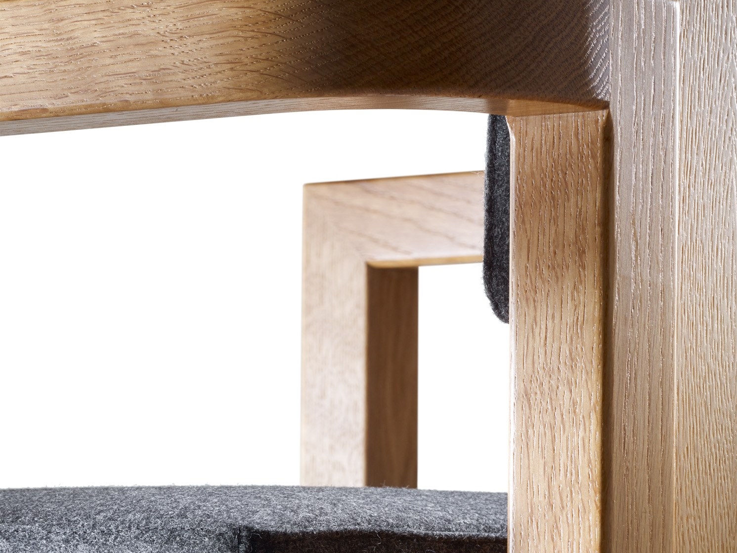D51-2 Upholstered ash bench By TECTA | design Walter Gropius