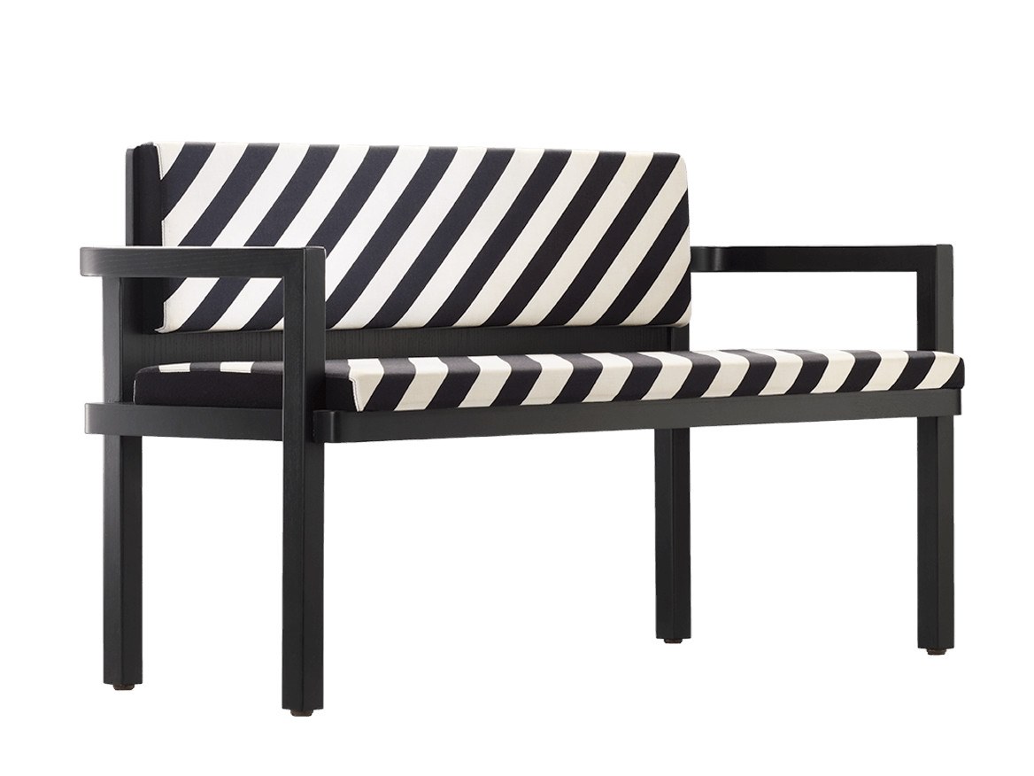 D51-2 Upholstered ash bench By TECTA | design Walter Gropius