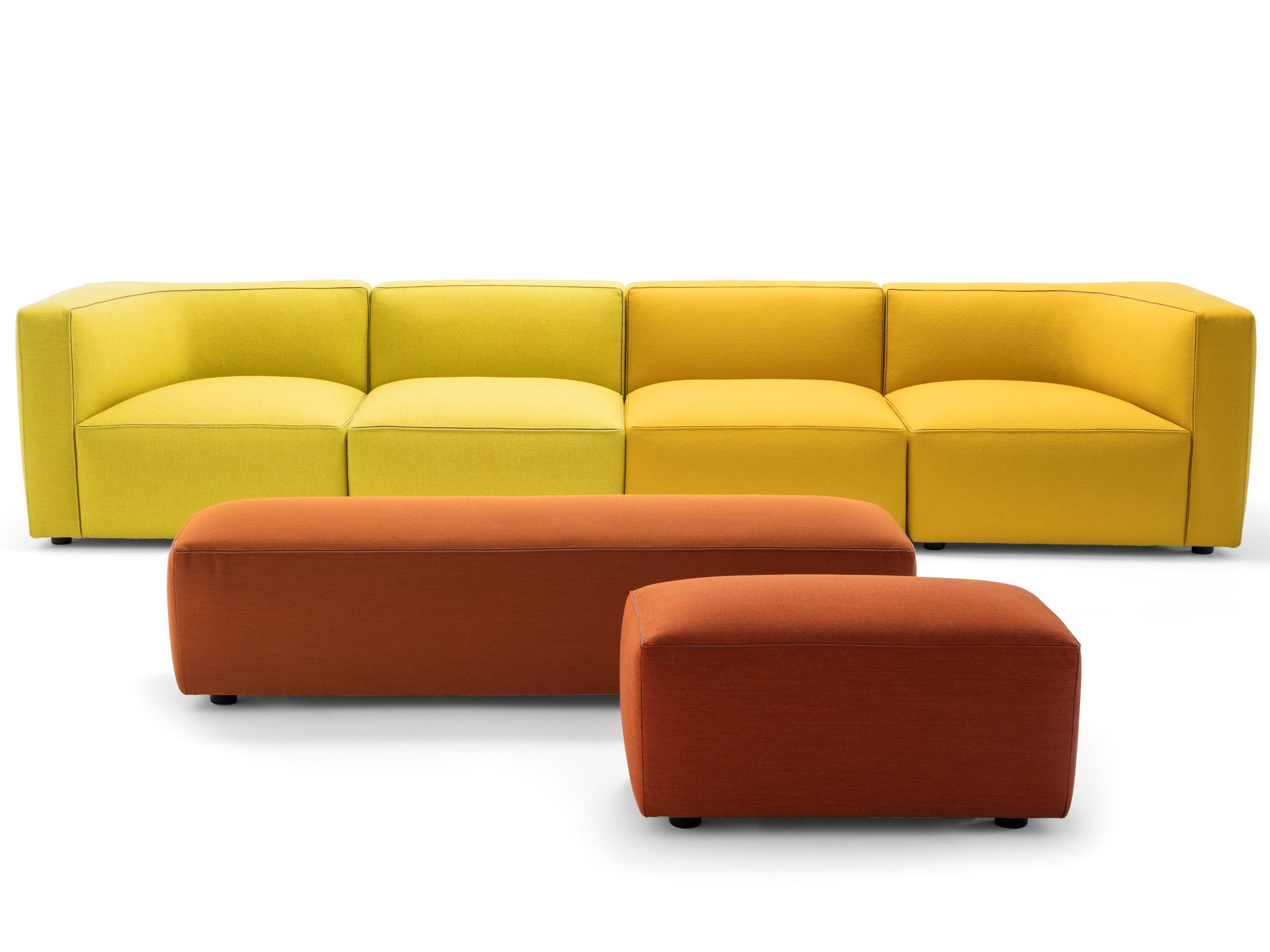 DADO Modular fabric sofa By Andreu World