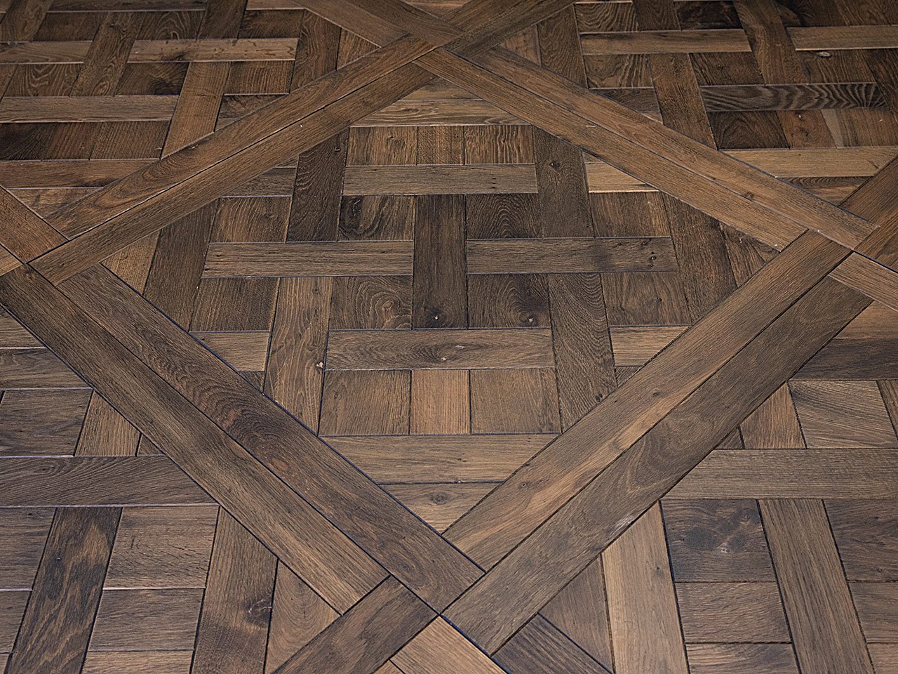 Parquet in legno massello DALLES DE VERSAILLES MS150 - Décoplus ...