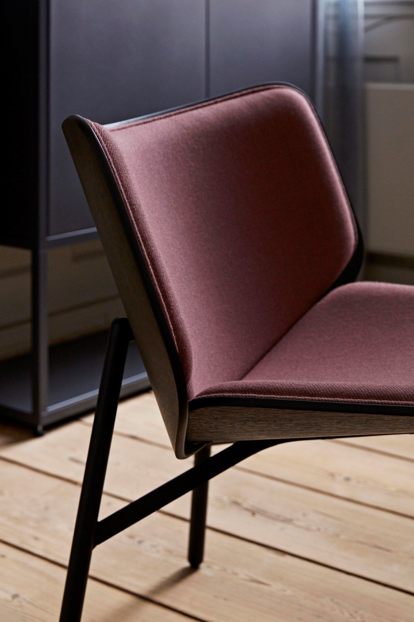 DAPPER Easy chair By Hay | design Doshi Levien