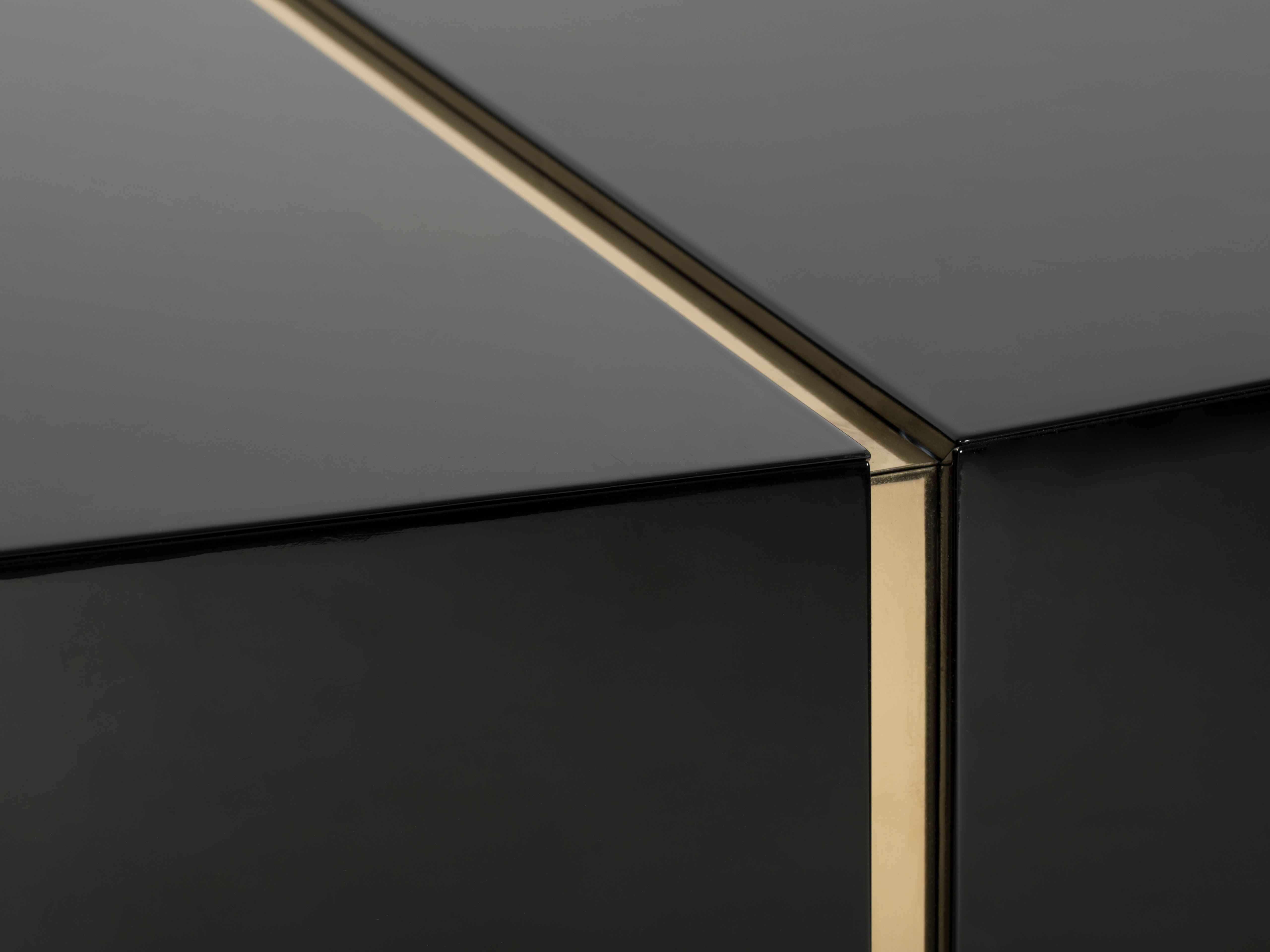 DARIAN | Sideboard By LUXXU