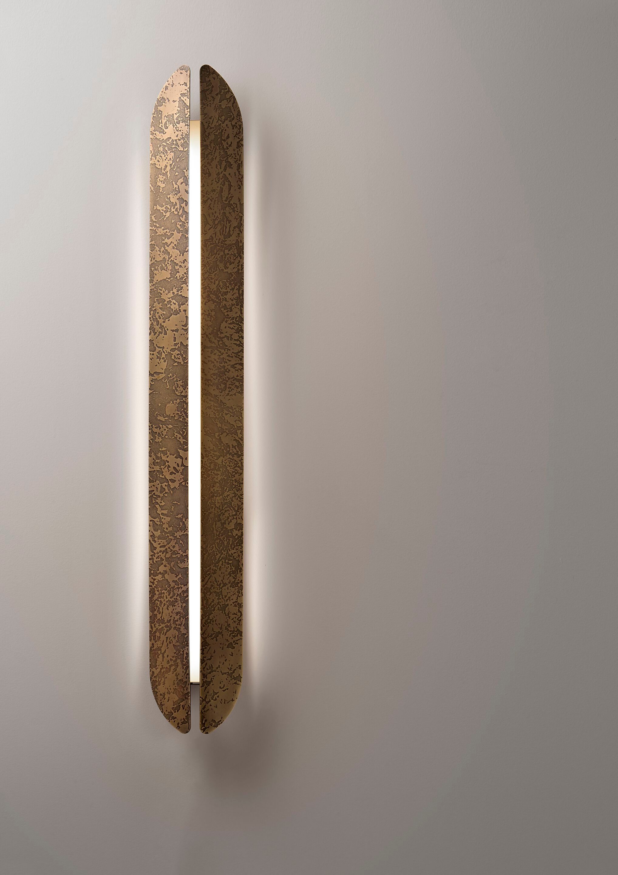 AARE Wall lamp By DE CASTELLI