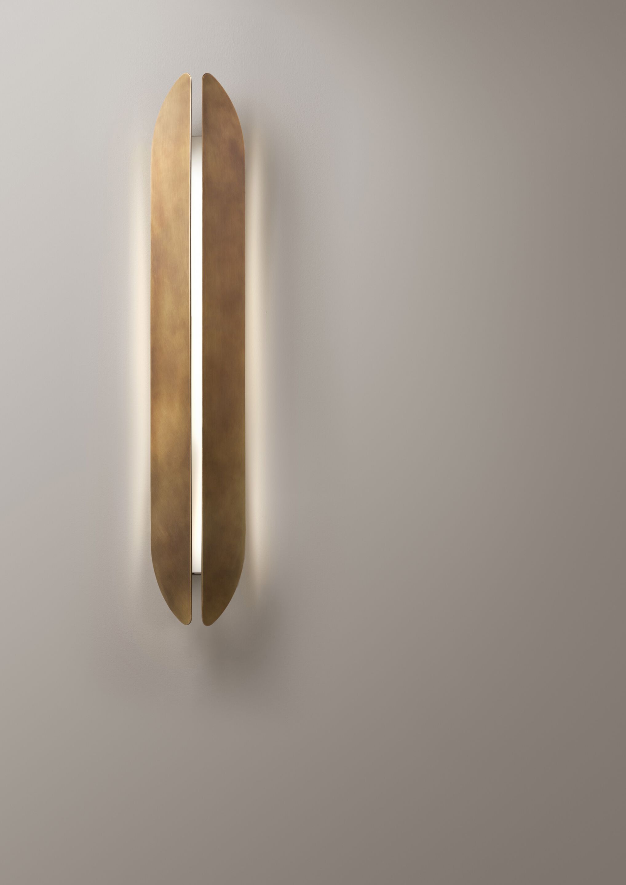 AARE Wall lamp By DE CASTELLI