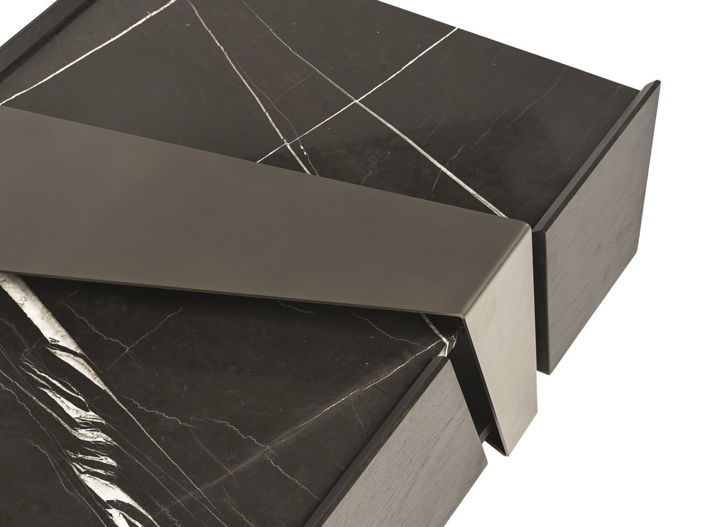 DEEP | Coffee table By Shake