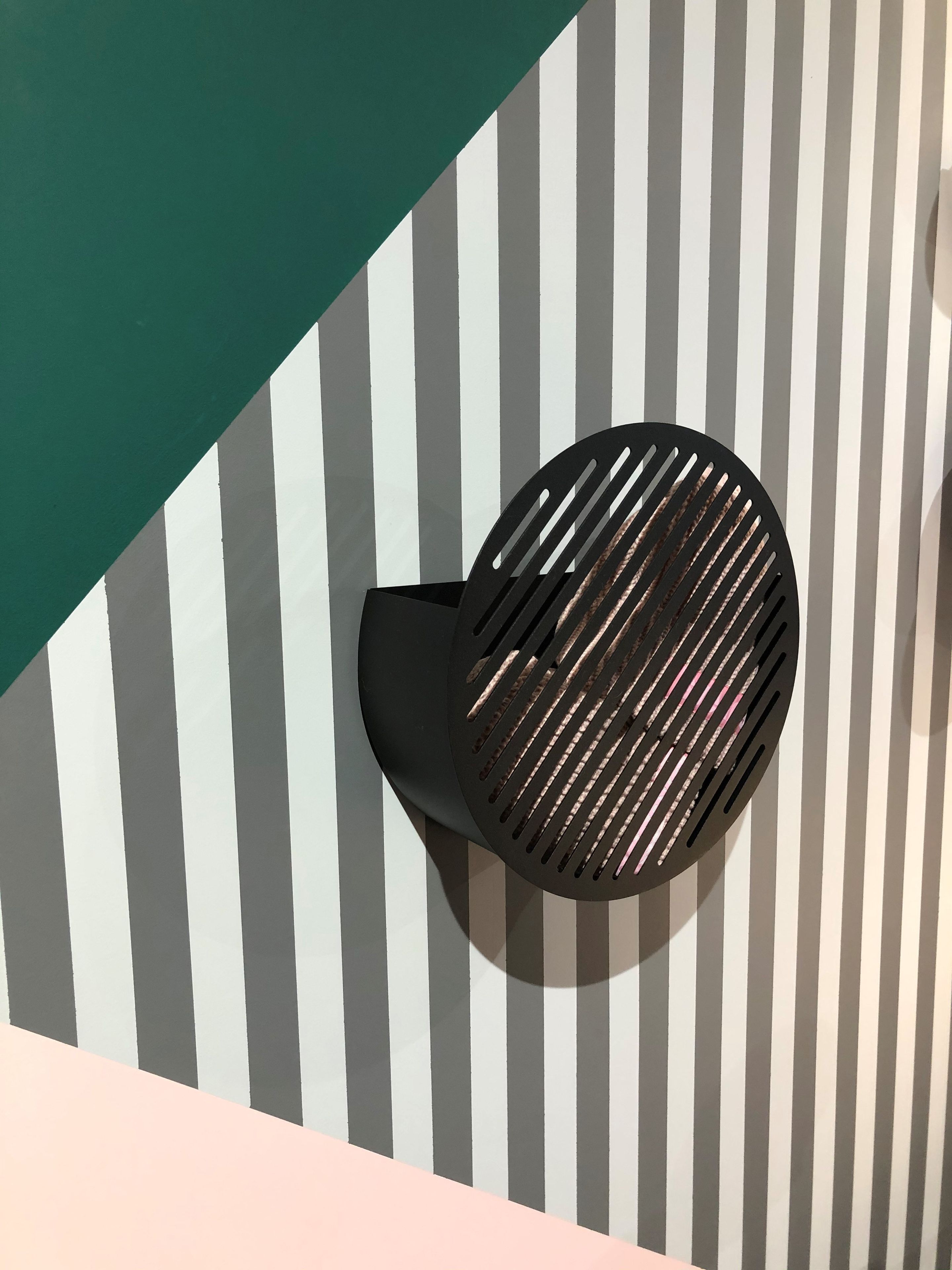 DIAGONAL WALL BASKET Élément mural By Swedish Ninja