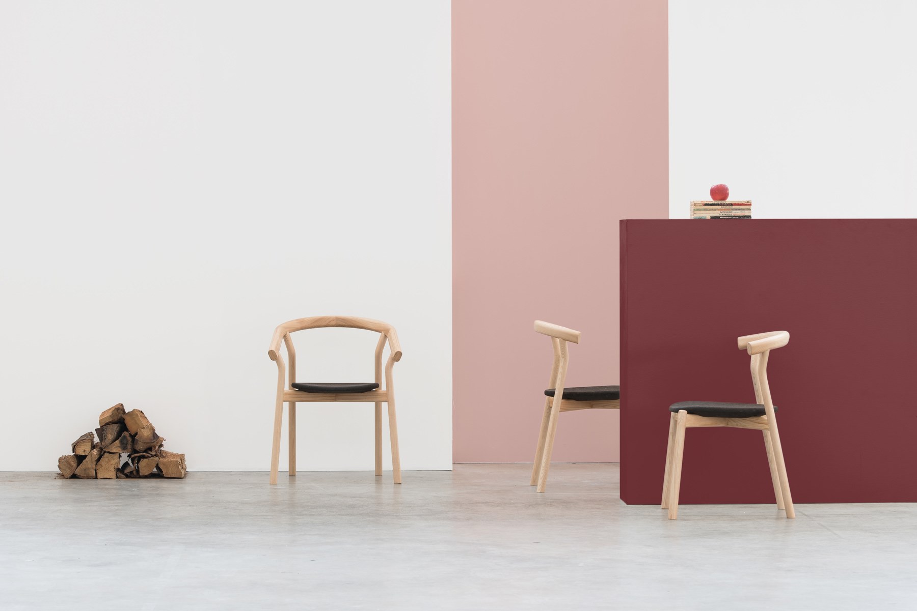 Solid wood chair with integrated cushion DINA By DAM