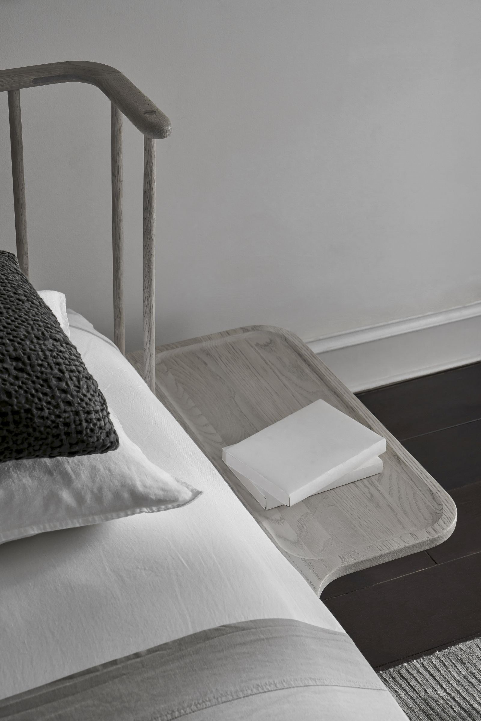 DISTRIKT | Bed By District Eight