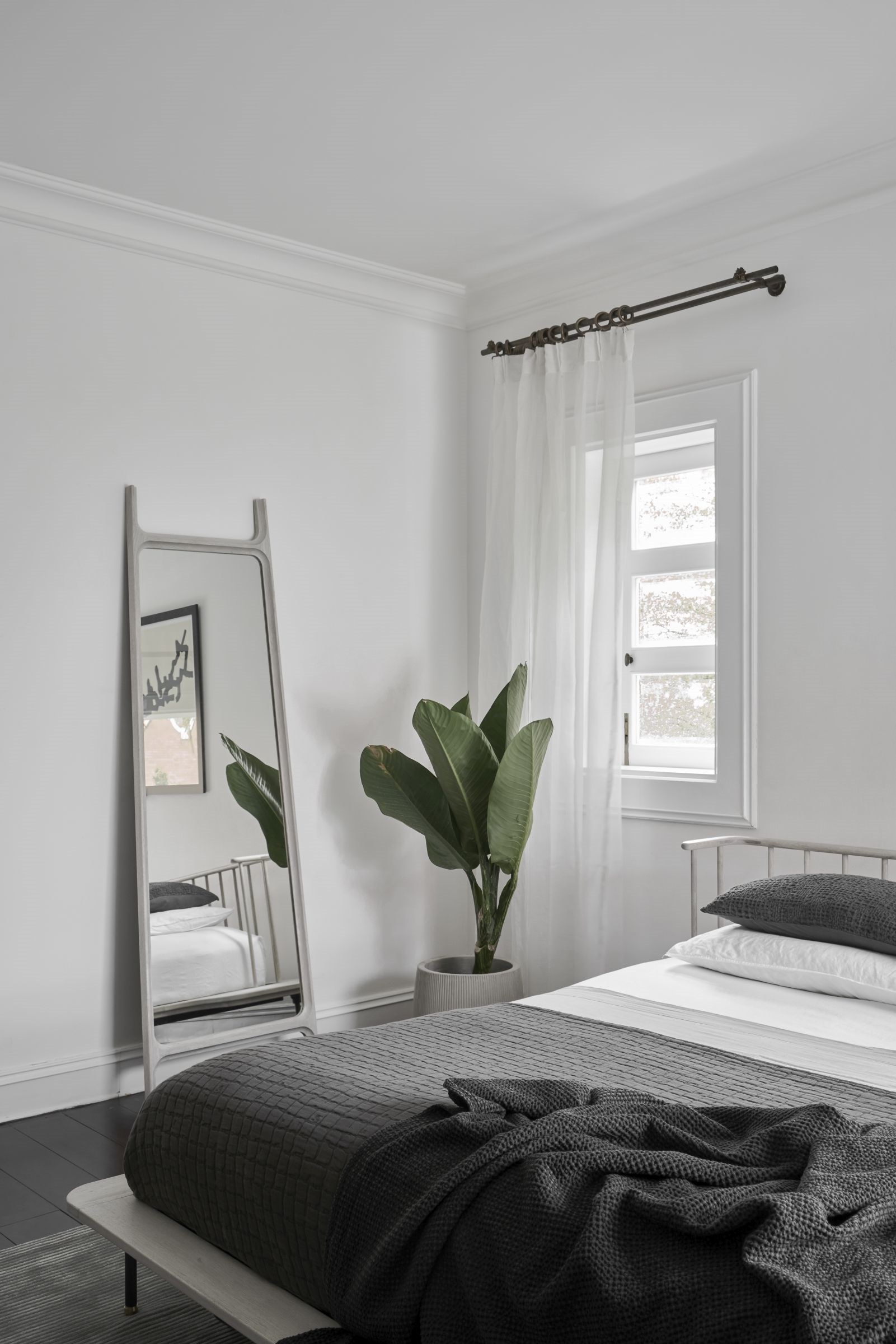 DISTRIKT | Bed By District Eight