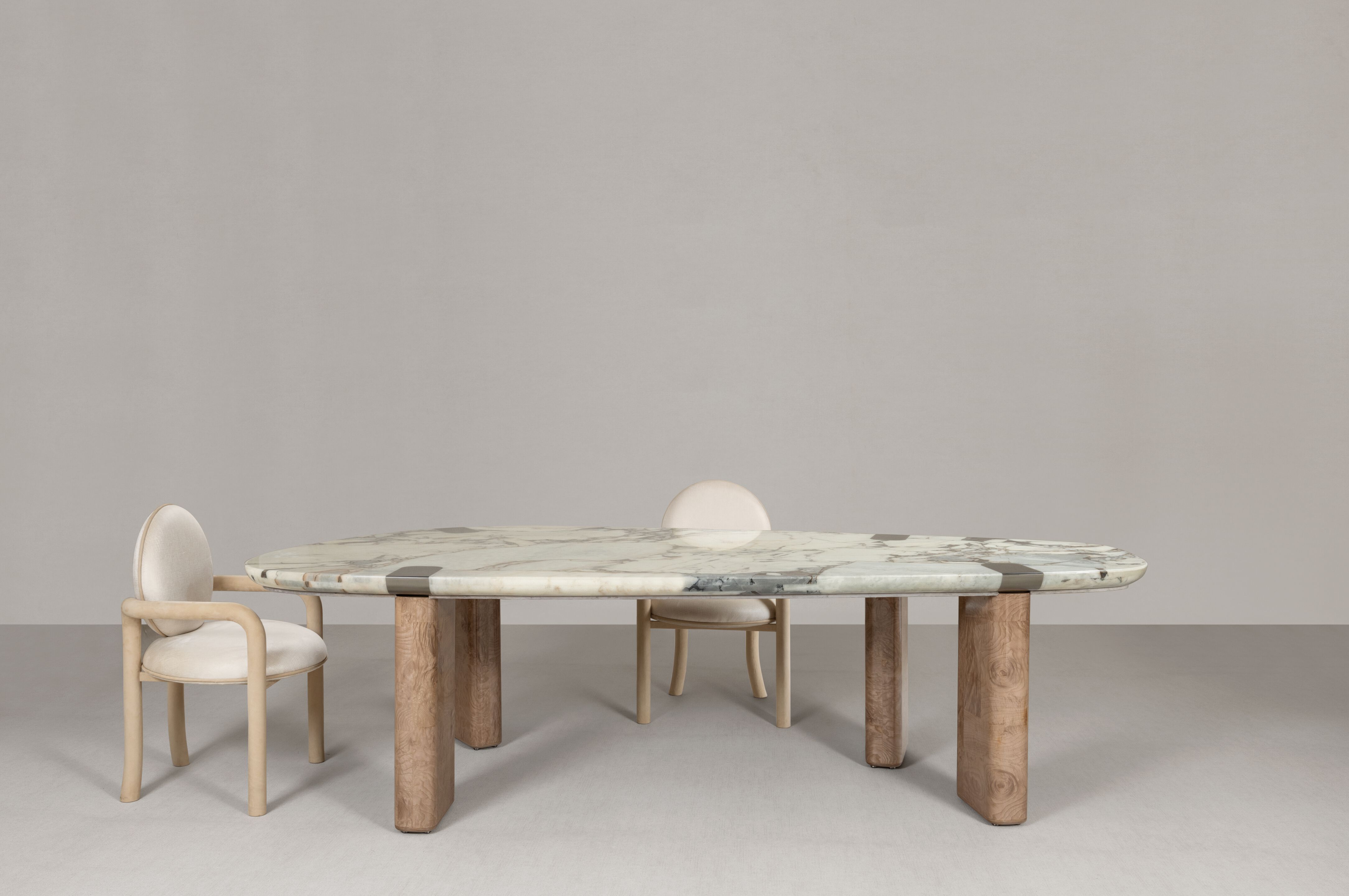 TA.06 Table By DIVIANA