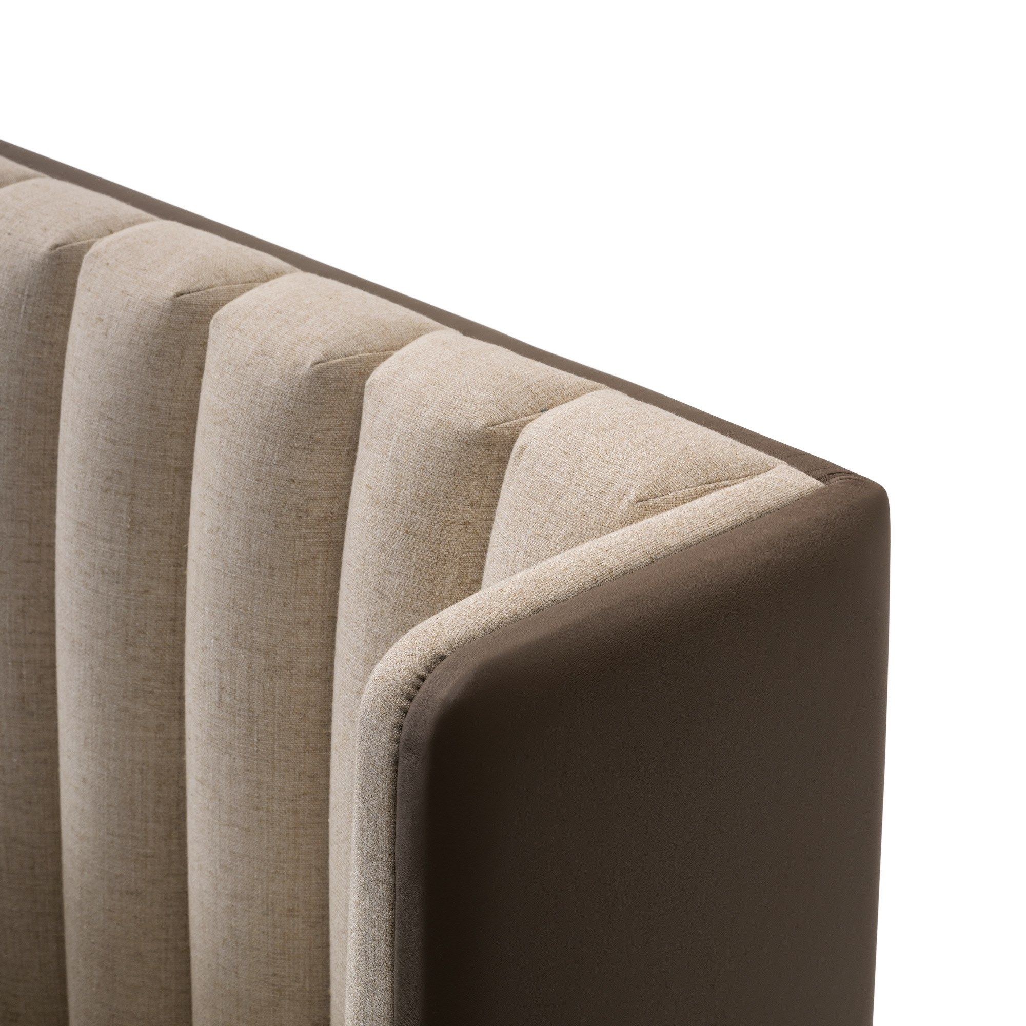 DOMUS | Bed By Turri design Matteo Nunziati