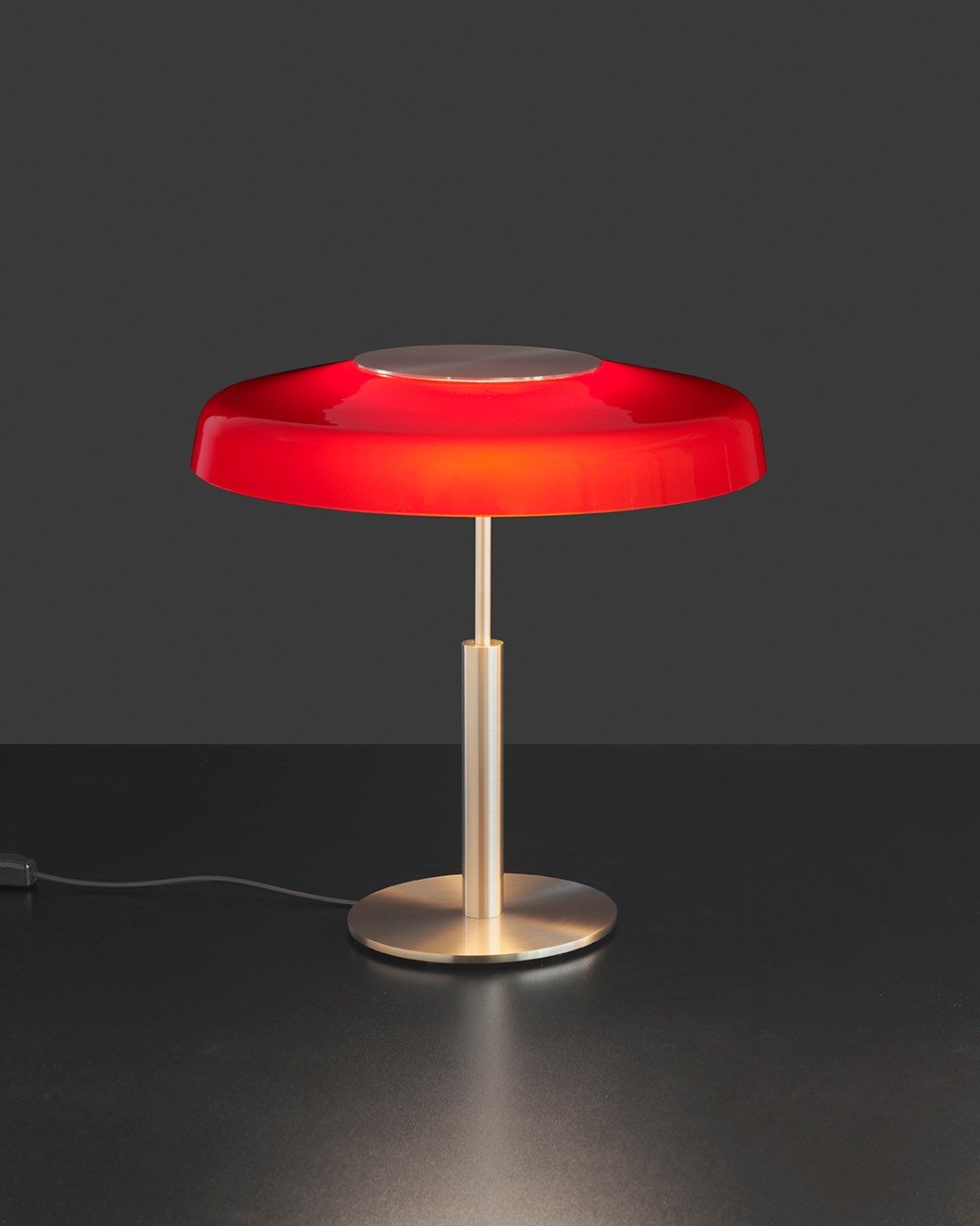 DORA | Table lamp By Oluce design angelettiruzza design