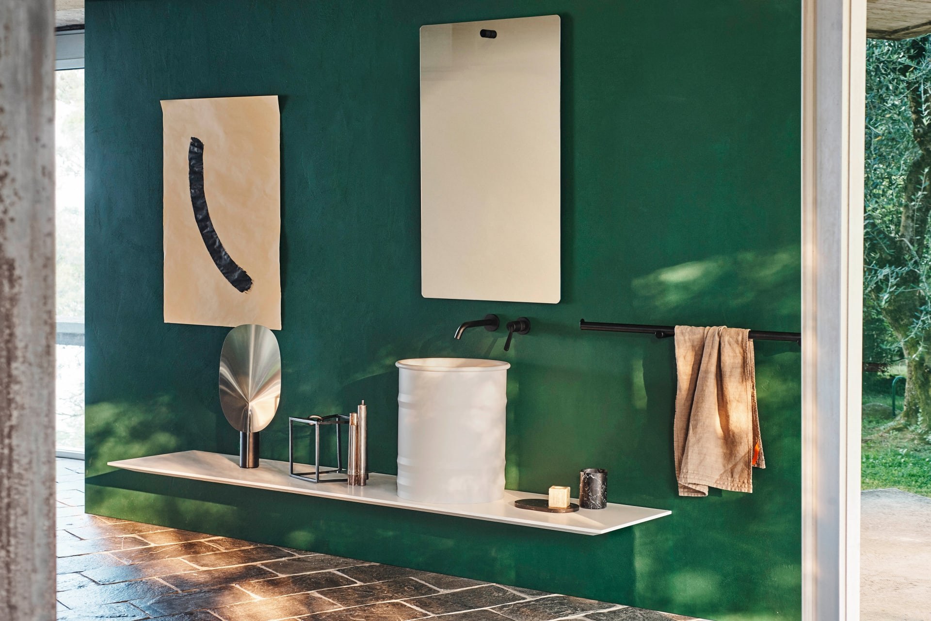 DOT LINE Towel rail By Agape | design Garcia Cumini