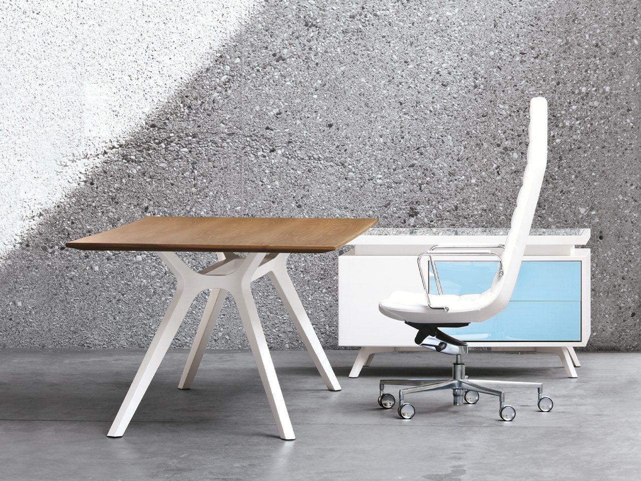 DR Rectangular sectional wood veneer office desk By FREZZA | design ...