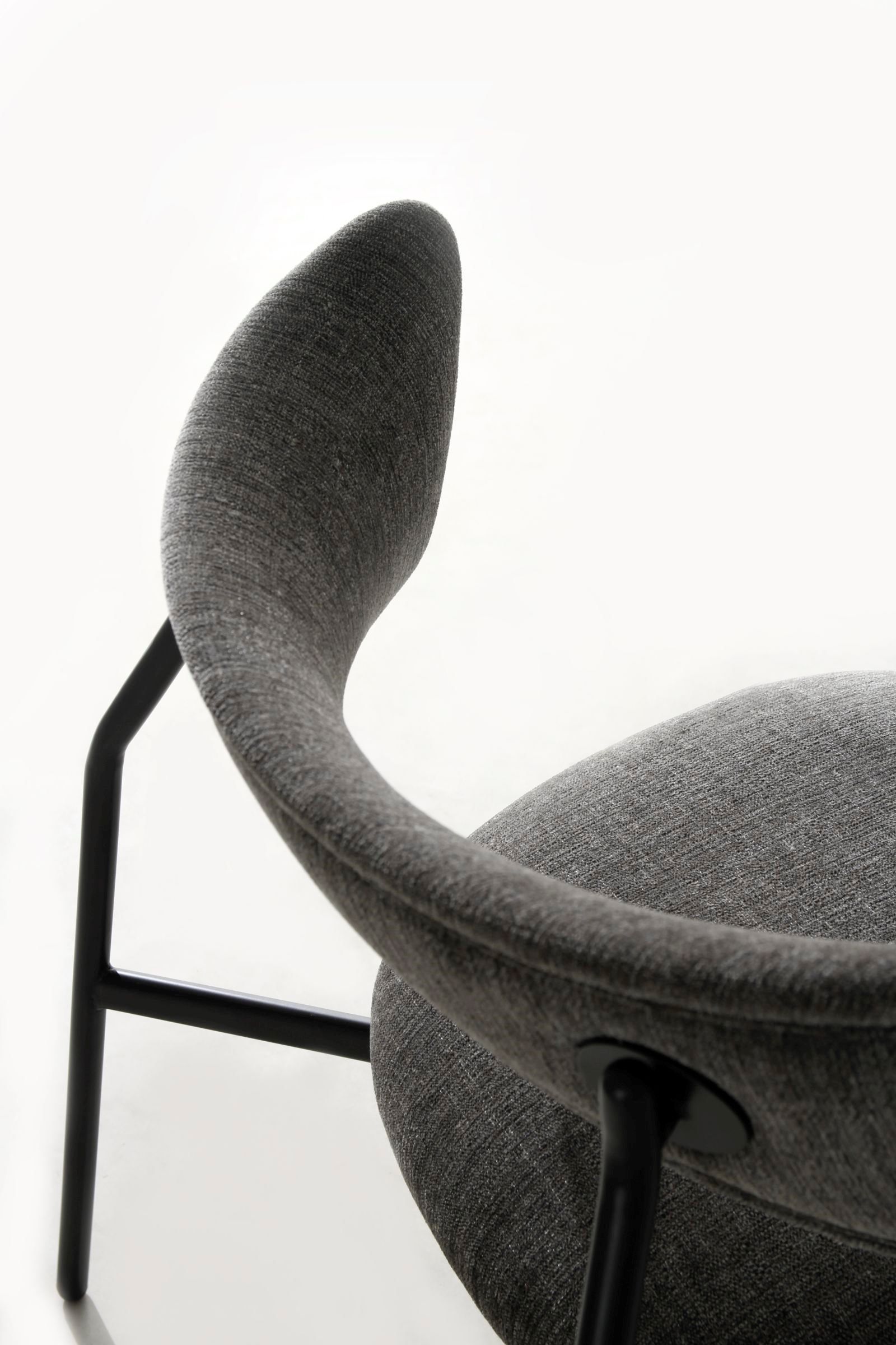 DRAGONFLY | Fabric easy chair Dragonfly Collection By District Eight