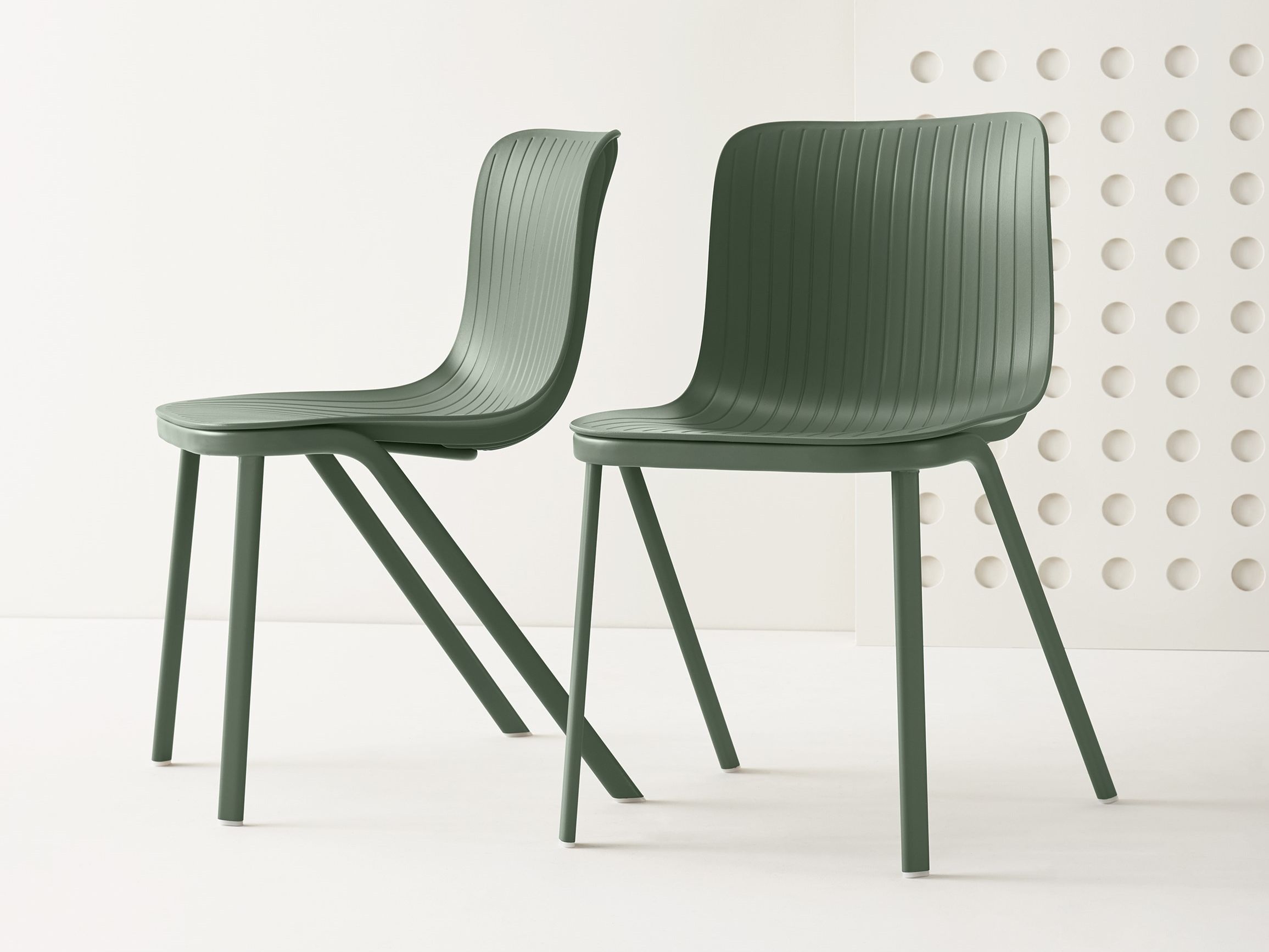 DRAGONFLY | Chaise en polypropylène By Segis design Odoardo Fioravanti