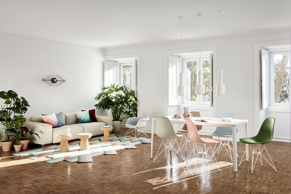 DSR Polypropylene chair By Vitra