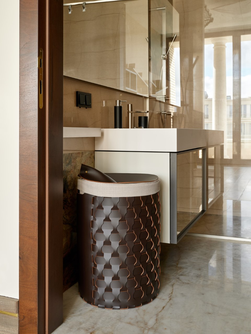 DUBAI Leather laundry container By ADJ