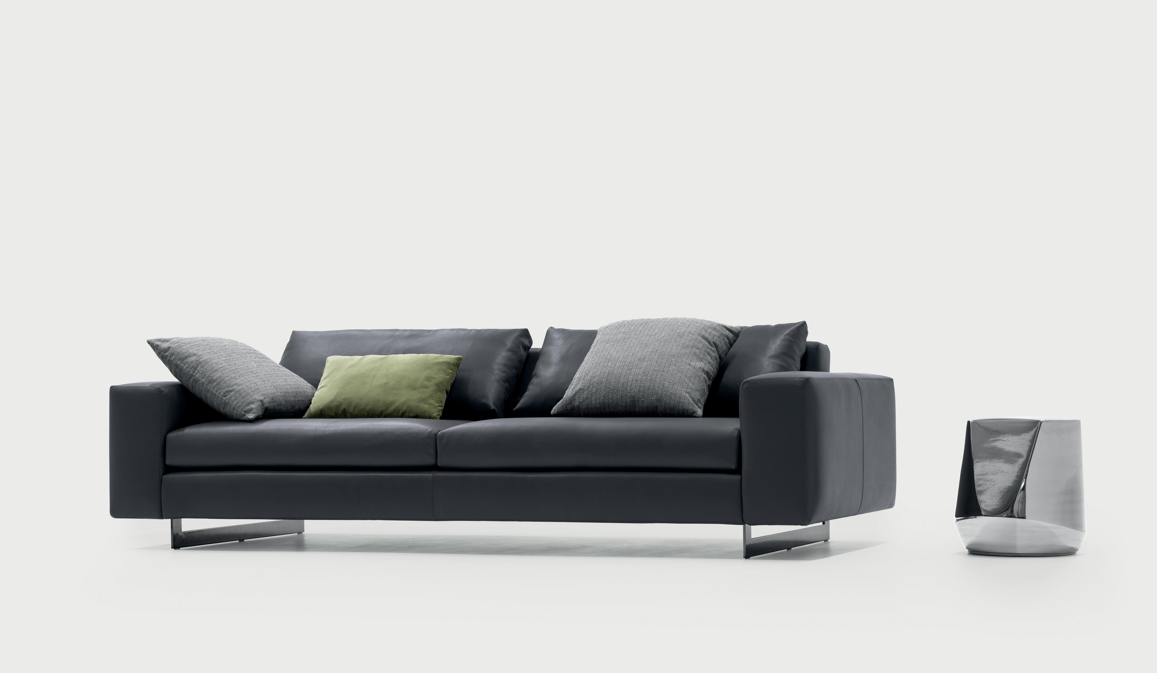 DUO Recliner 3 seater sofa By PIANCA