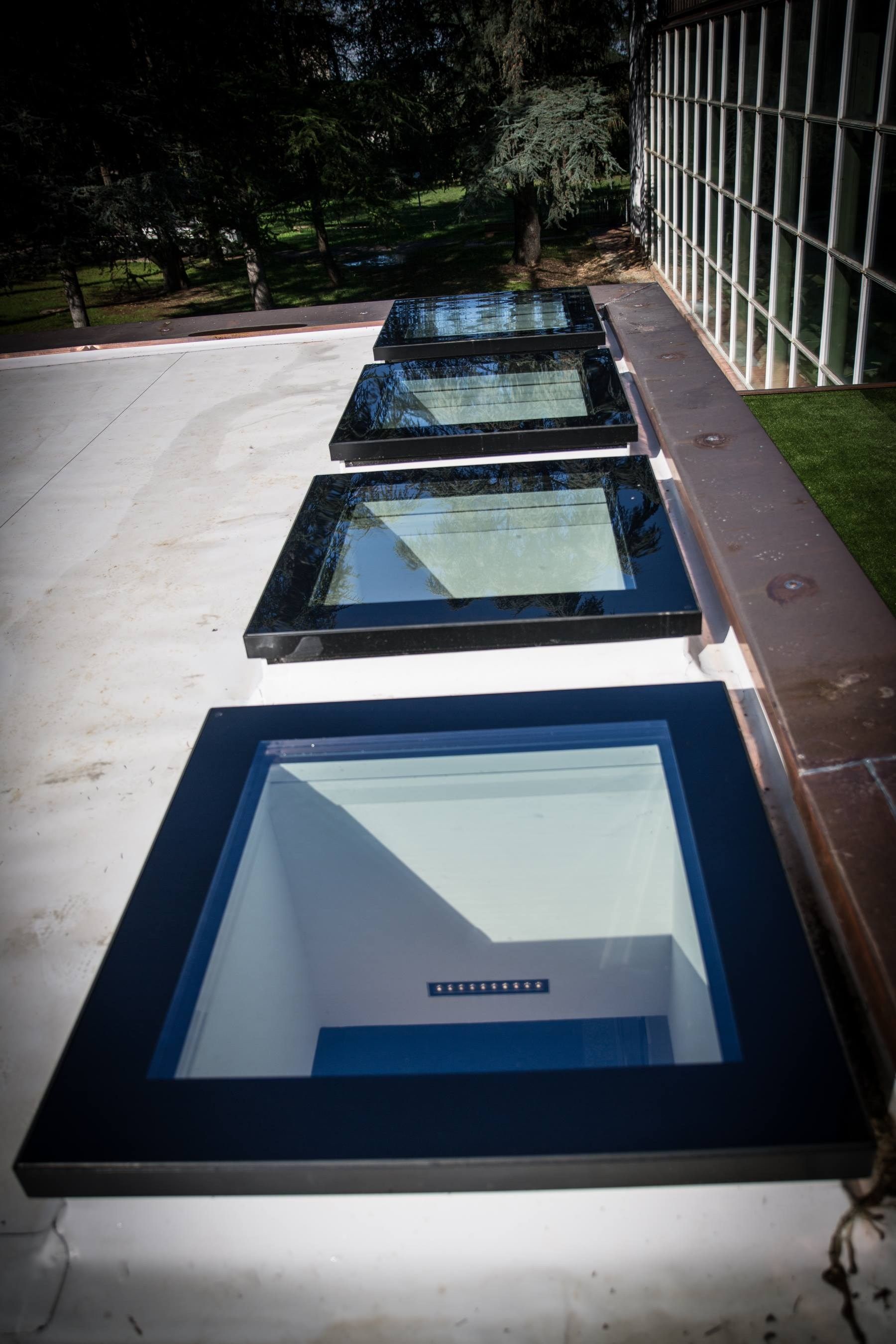 DXF DU6 Finestra da tetto in PVC By Fakro