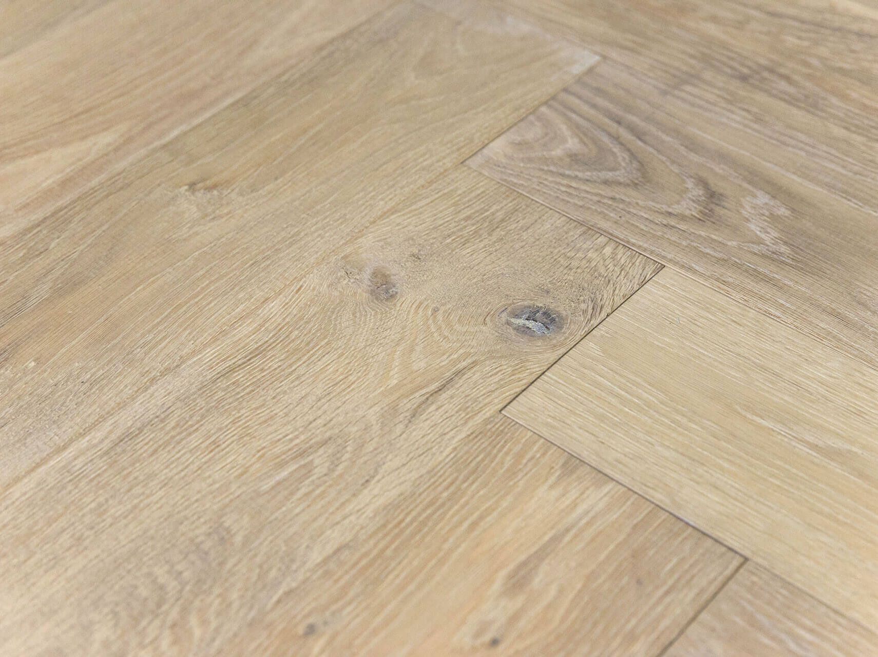 BÂTON ROMPU AUTHENTIQUE FICELLE Solid wood parquet By Décoplus Parquets