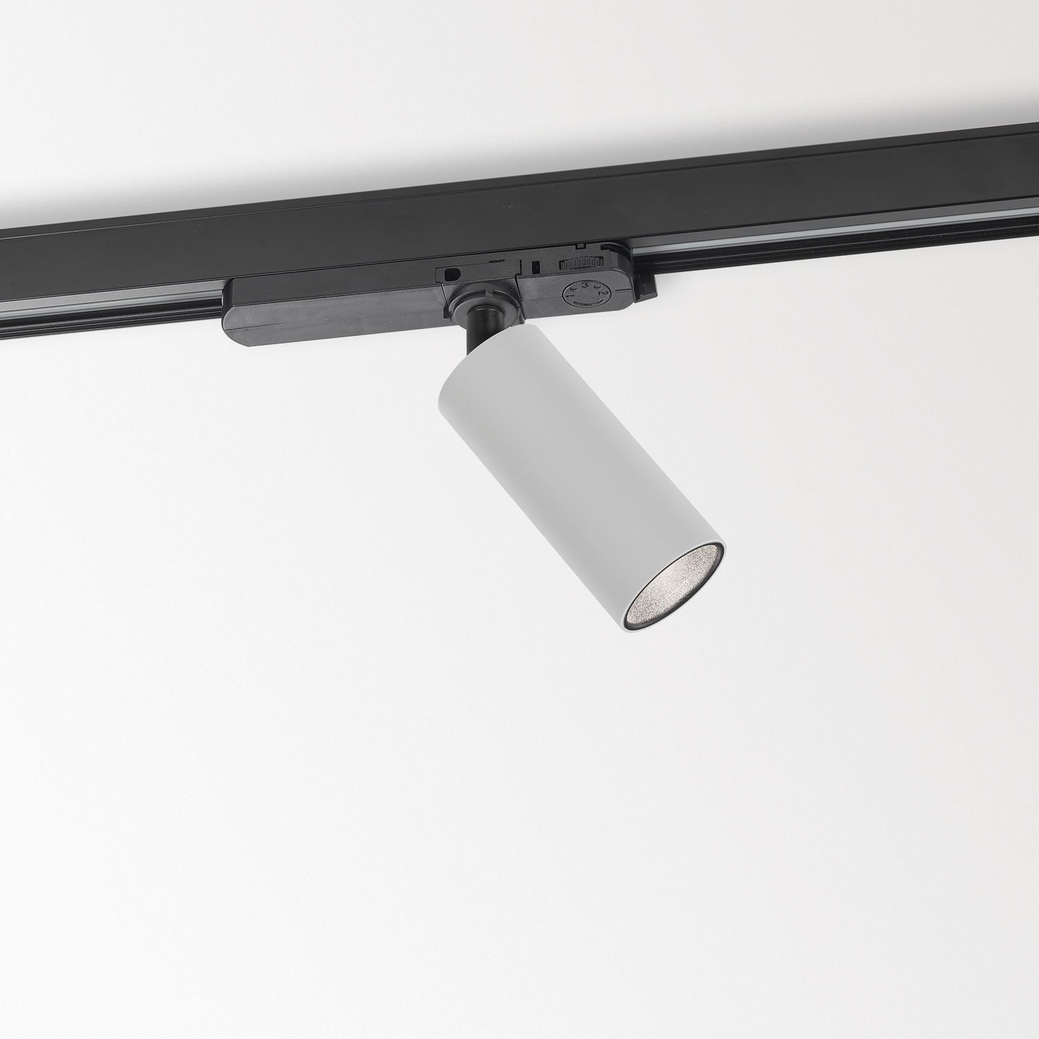 SPY 52 ADM Track-Light By DeltaLight