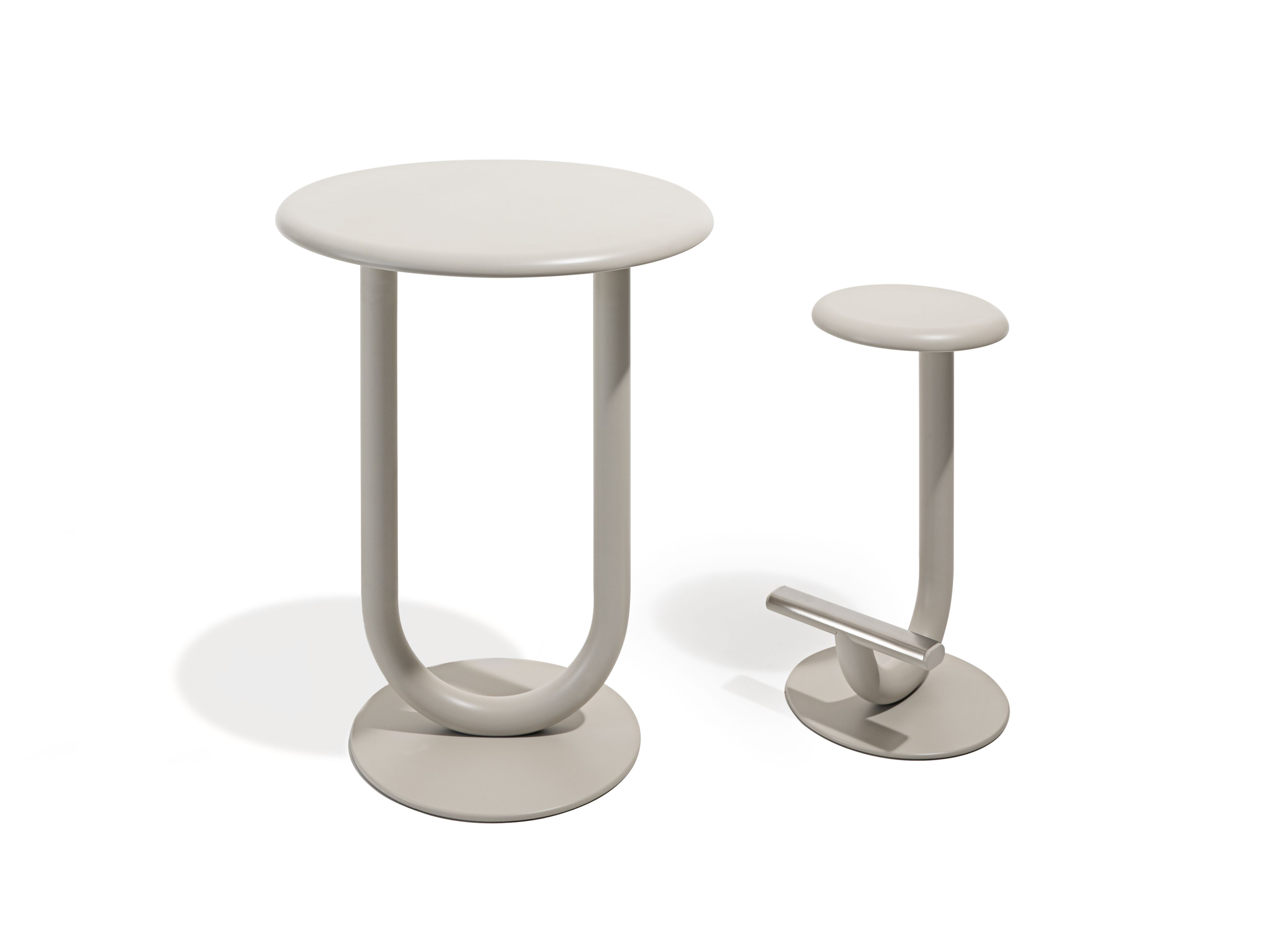 STRONG High stool with footrest By Desalto | design Eugeni Quitllet