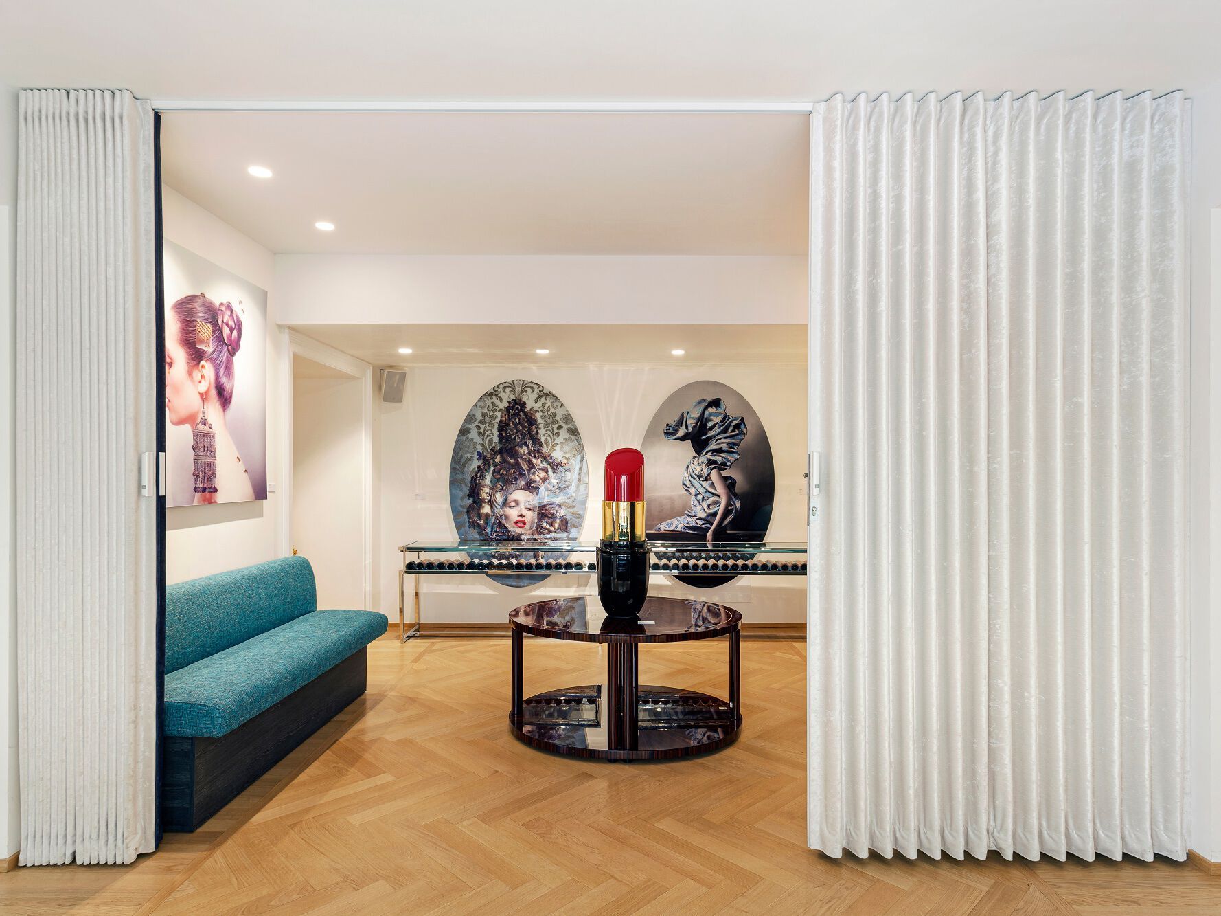 Folding door with velvet cladding Textile door By Dooor