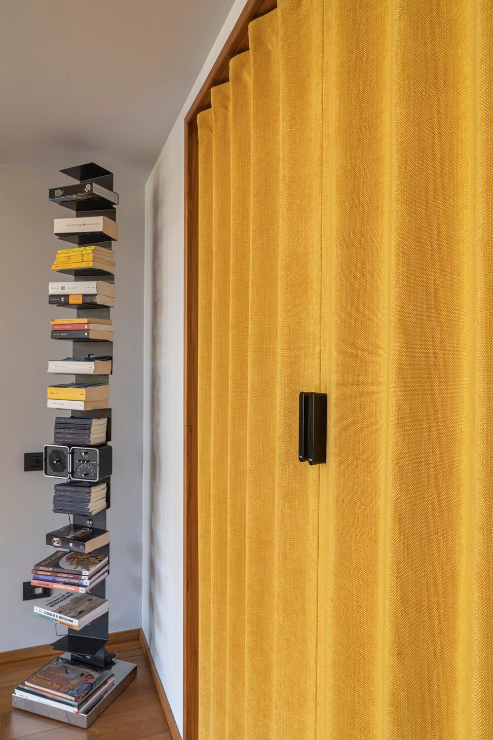 Folding door with velvet cladding Textile door By Dooor
