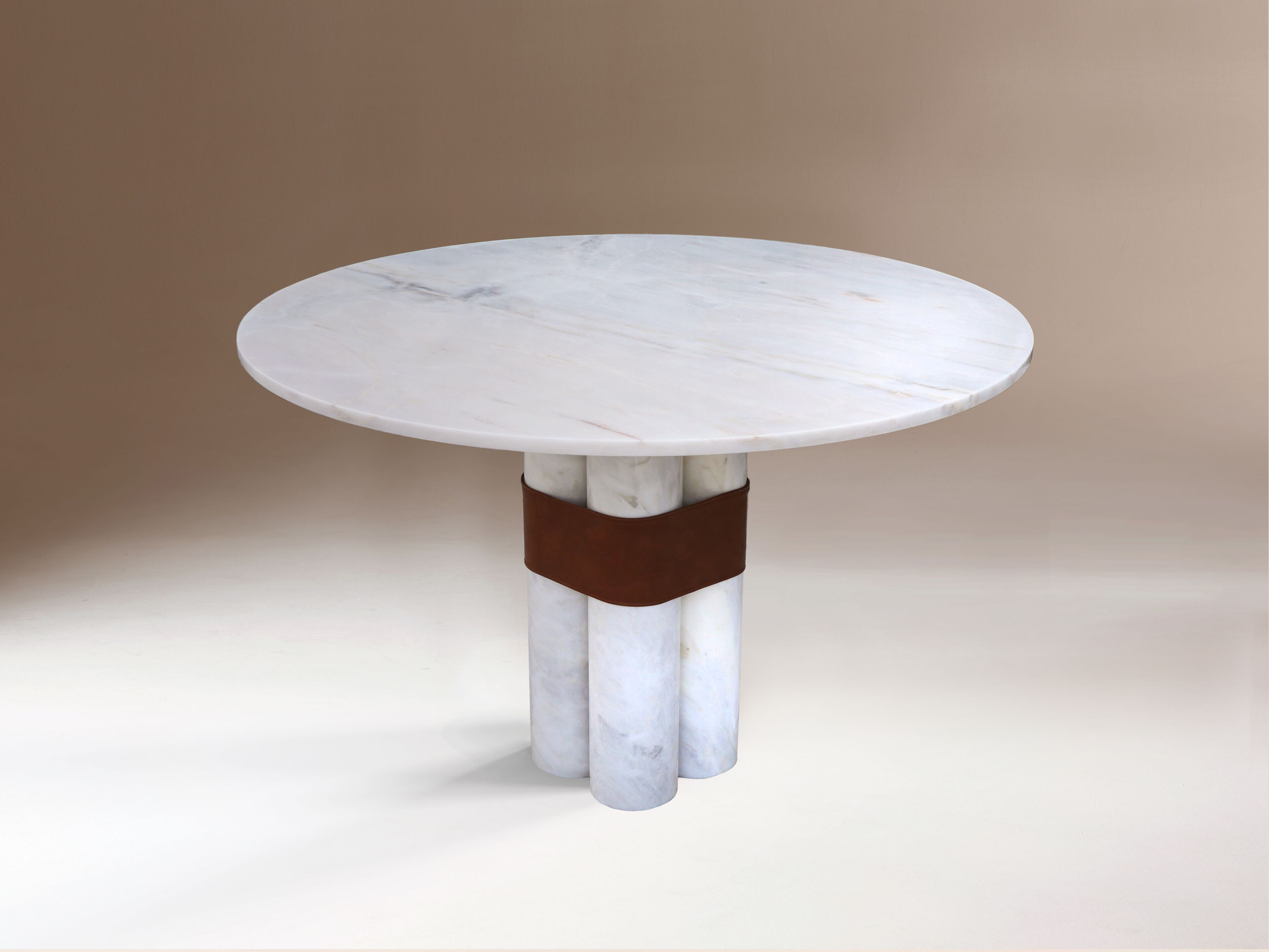 AXIS Table ronde en marbre de Estremoz By DOVAIN STUDIO | design Sergio ...