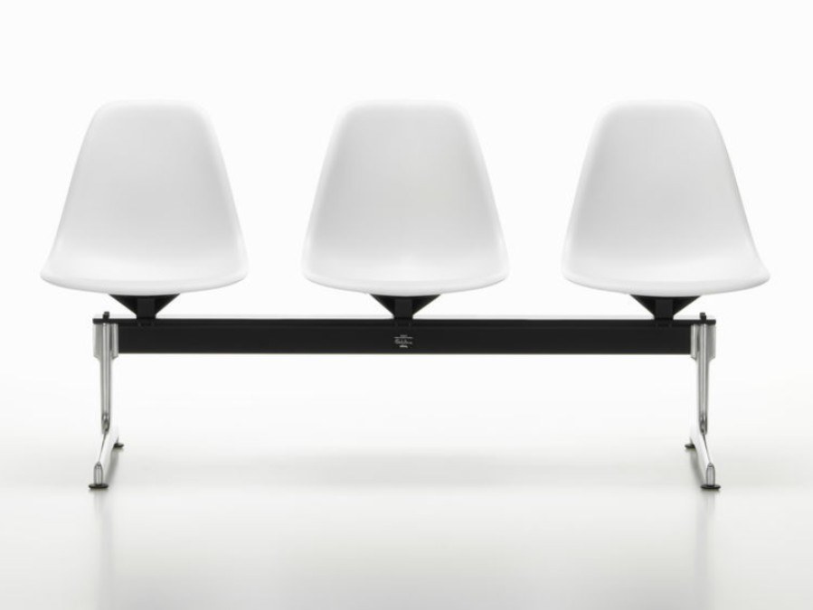 EAMES PLASTIC SIDE CHAIR ON STRETCHER beam seating By Vitra design ...