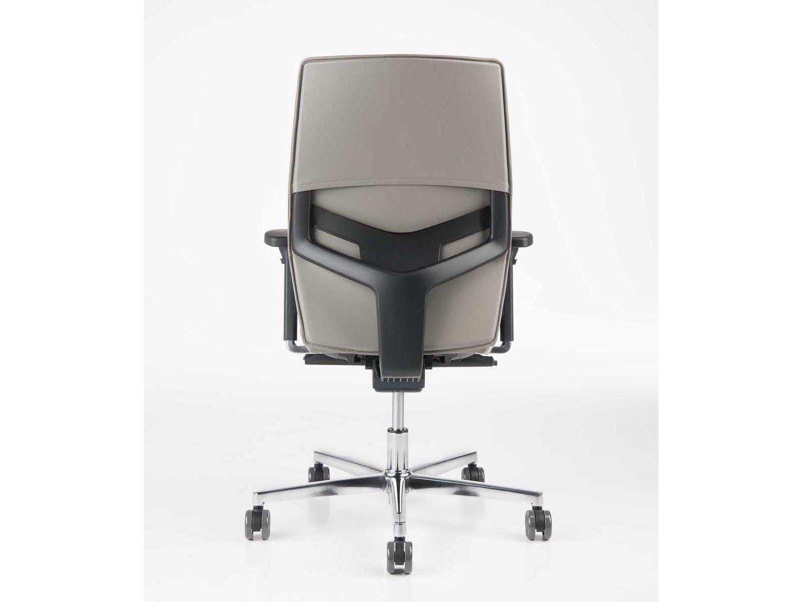 EASY B PLUS By ESTEL GROUP diseño ADP Design