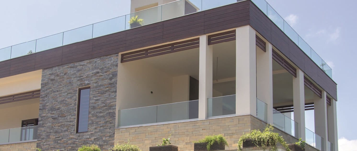 EASY GLASS® PRIME Glass parapet By Q-RAILING ITALIA