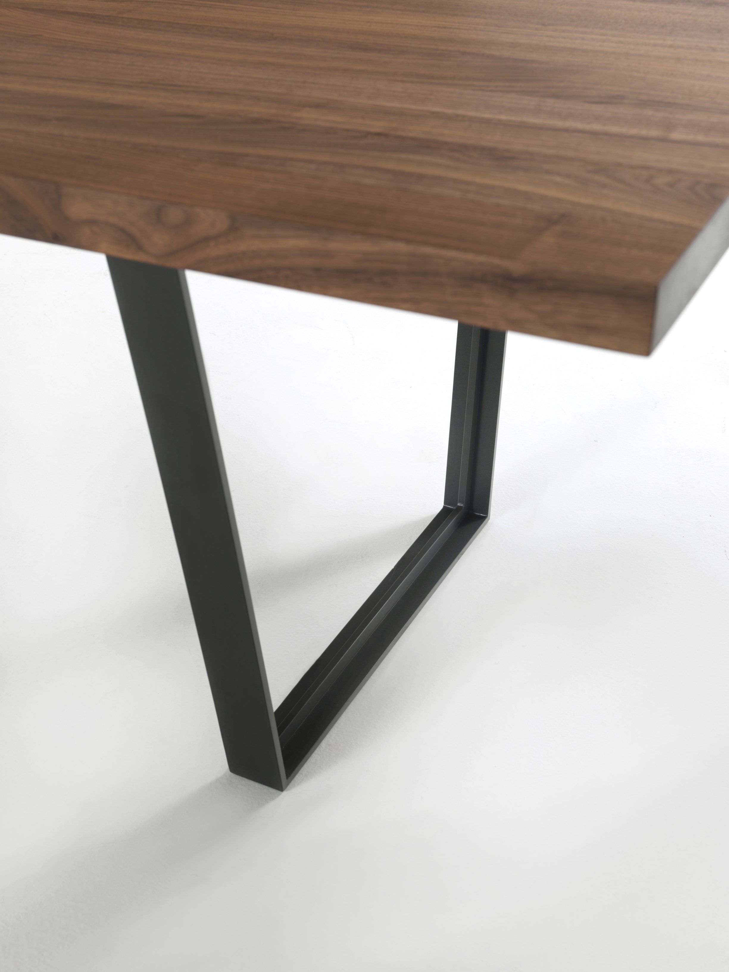 EASY | Table By Riva 1920 design C.R.&S. RIVA1920