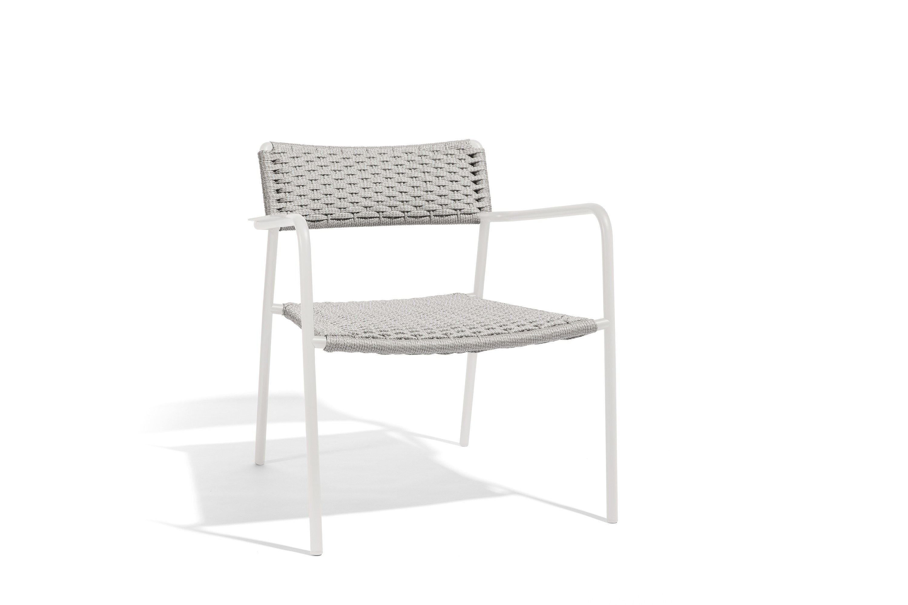 ECHO | Lounge chair By MANUTTI